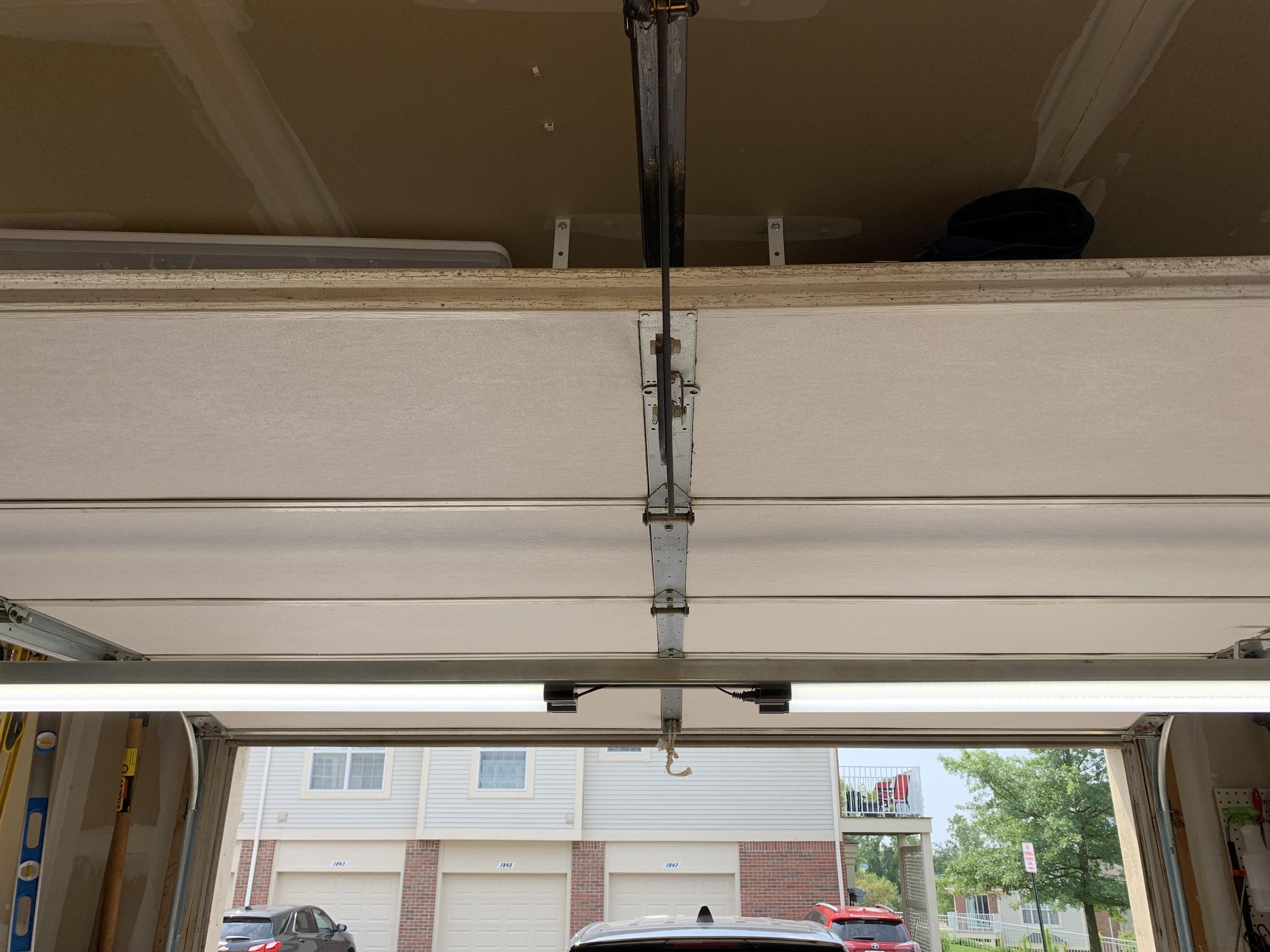 Under Door Garage Lighting : 5 Steps (with Pictures) - Instructables