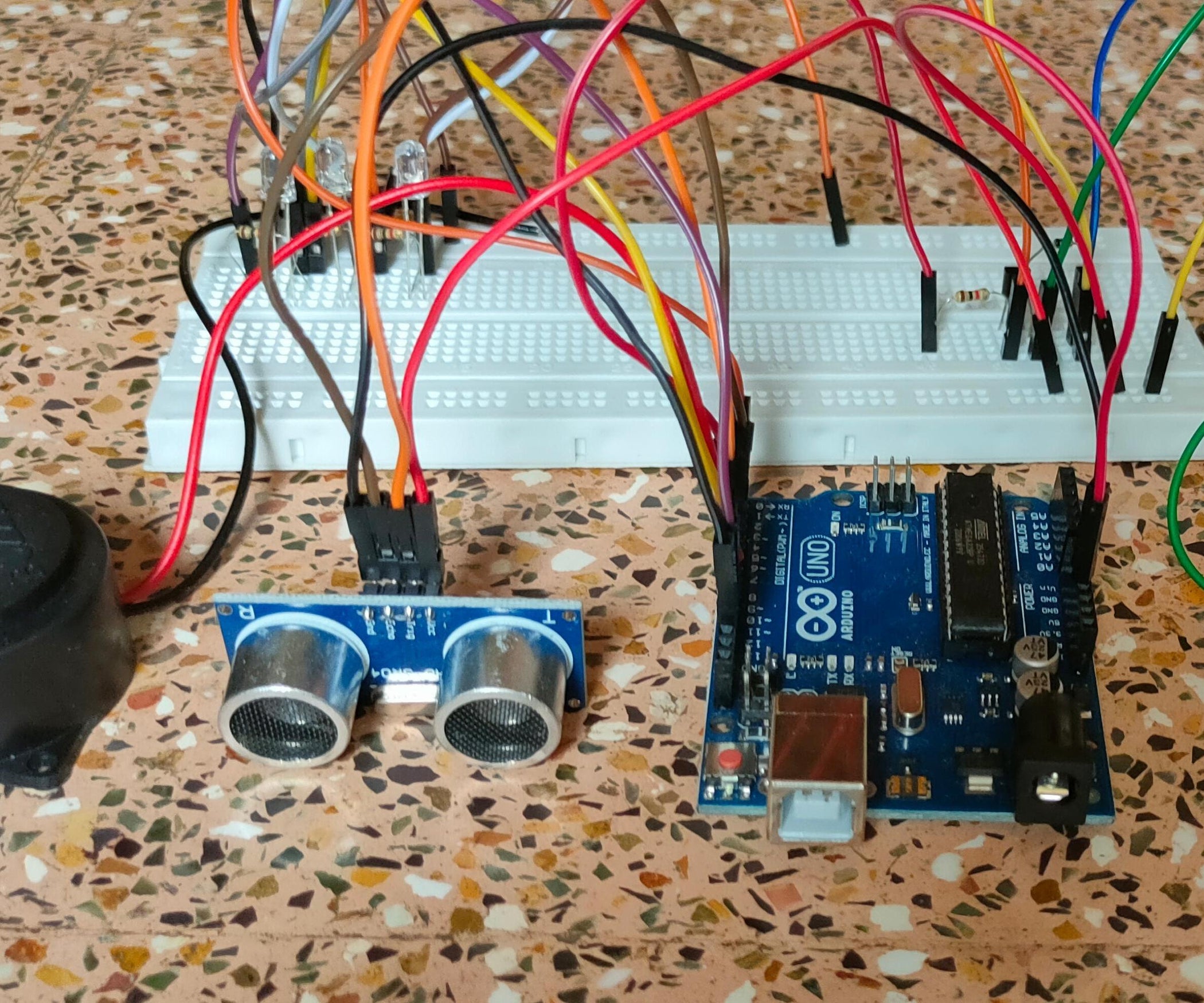 Collision Avoidance System Using Arduino Uno : 5 Steps - Instructables