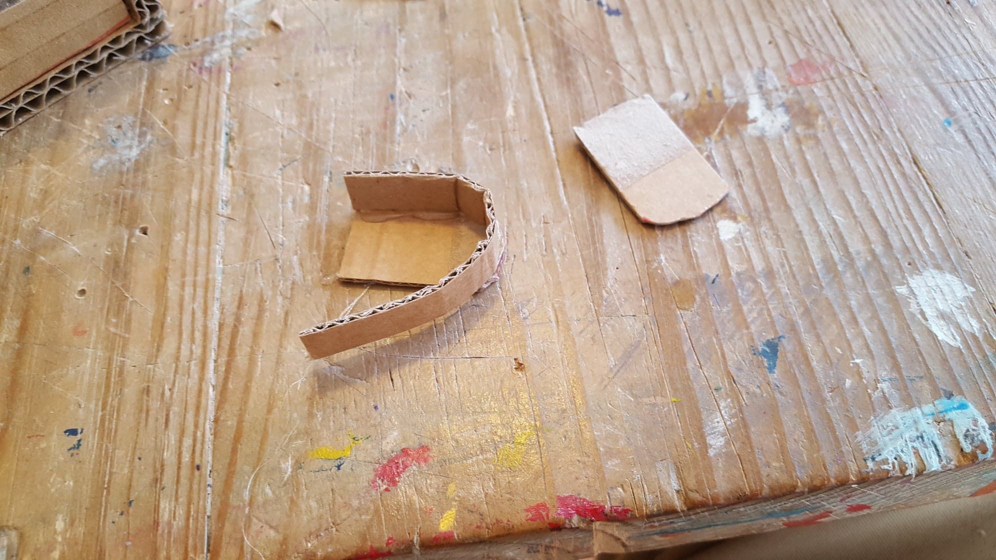 Cardboard Loot Llama Fortnite : 10 Steps (with Pictures) - Instructables