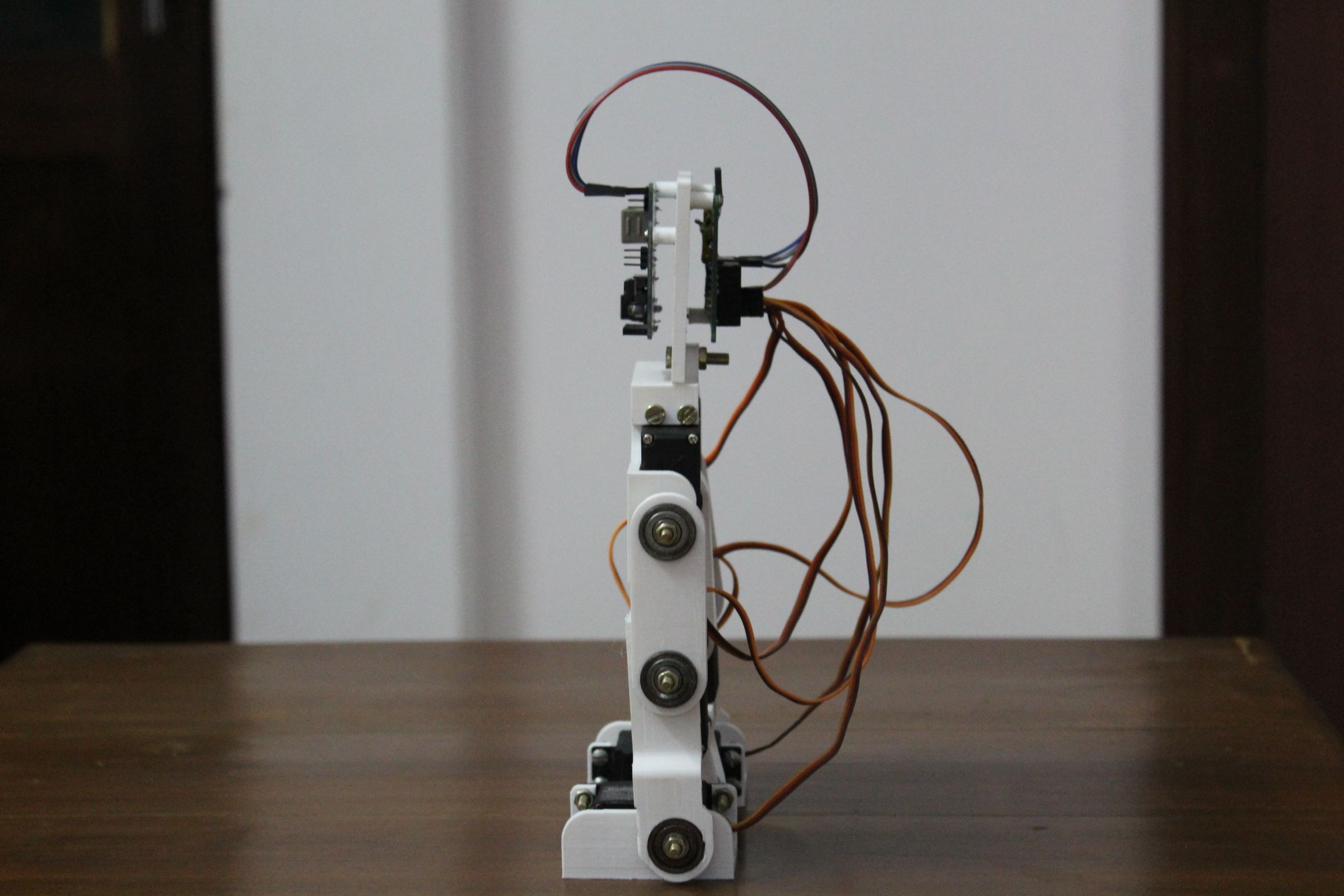 Arduino Controlled Robotic Biped : 13 Steps (with Pictures) - Instructables