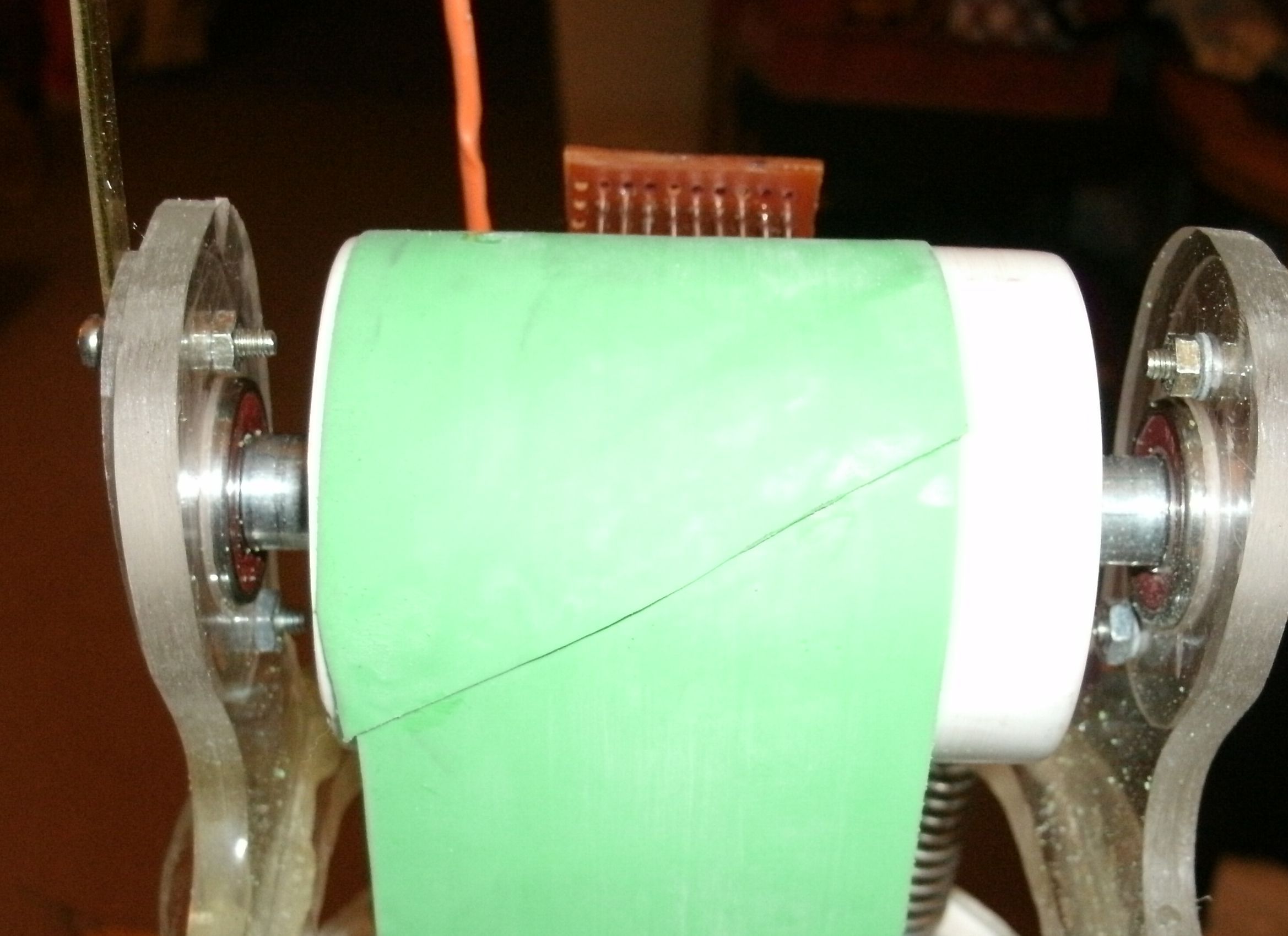 Homemade Van De Graaff Generator : 9 Steps - Instructables