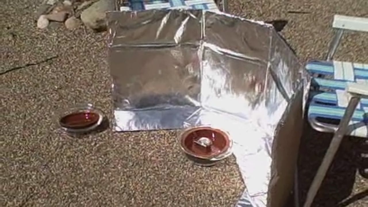 Simplest Solar Cooker Ever! (cardboard and Foil Oven) Cheapest/easiest ...