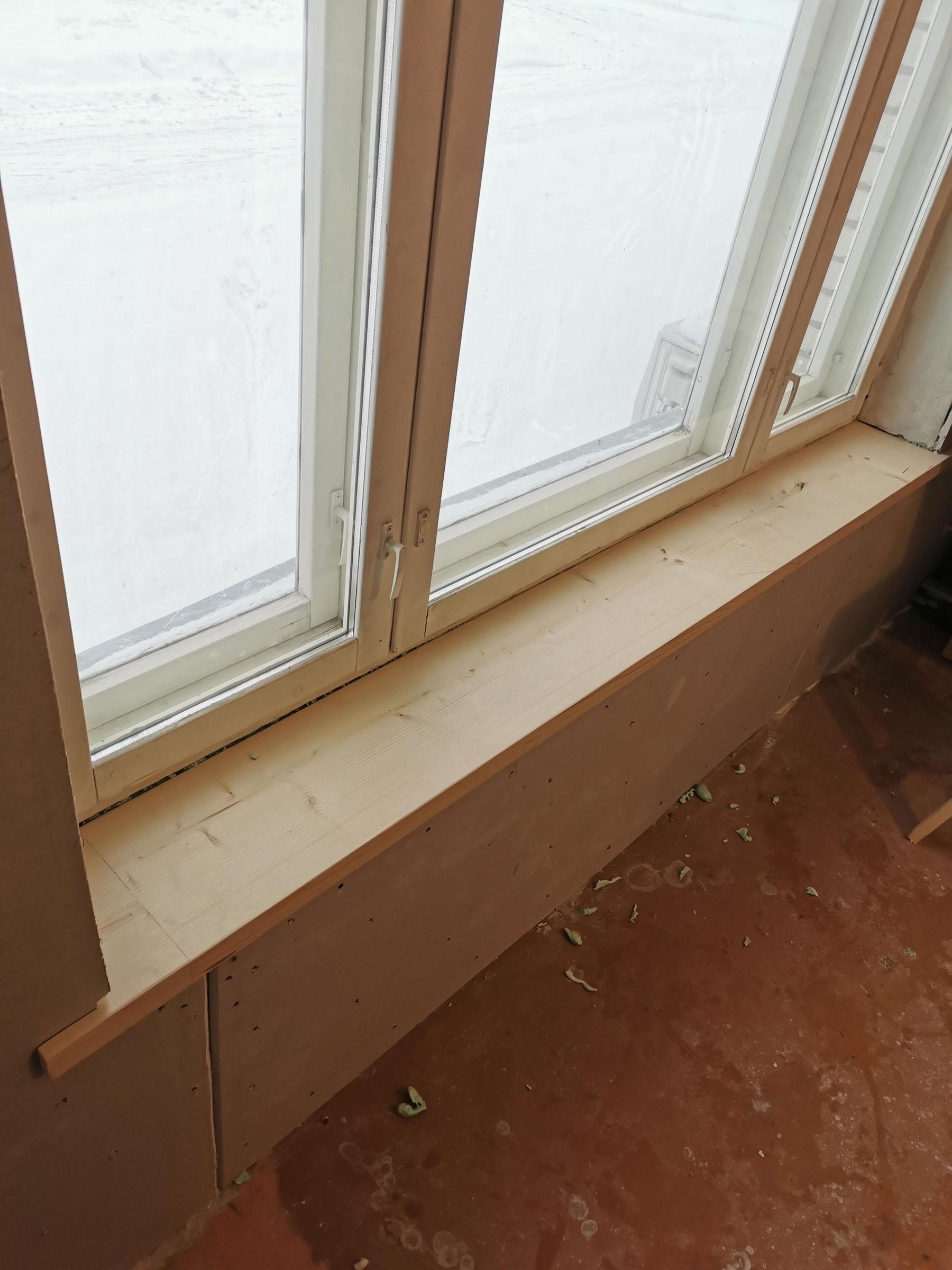 Wooden (Floating) Windowsills : 11 Steps (with Pictures) - Instructables
