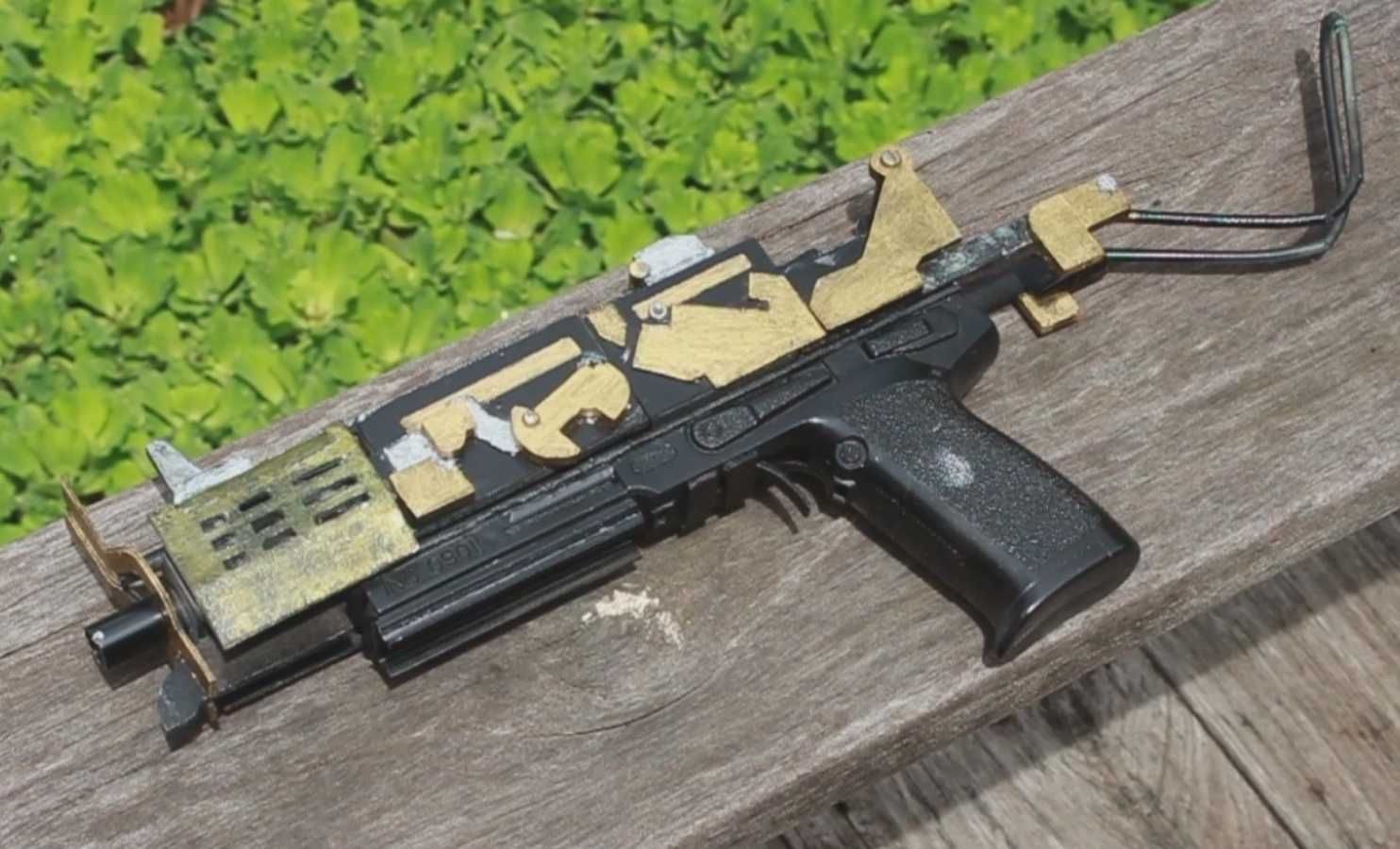 Dead Space SMG Tutorial (Hard) - Instructables