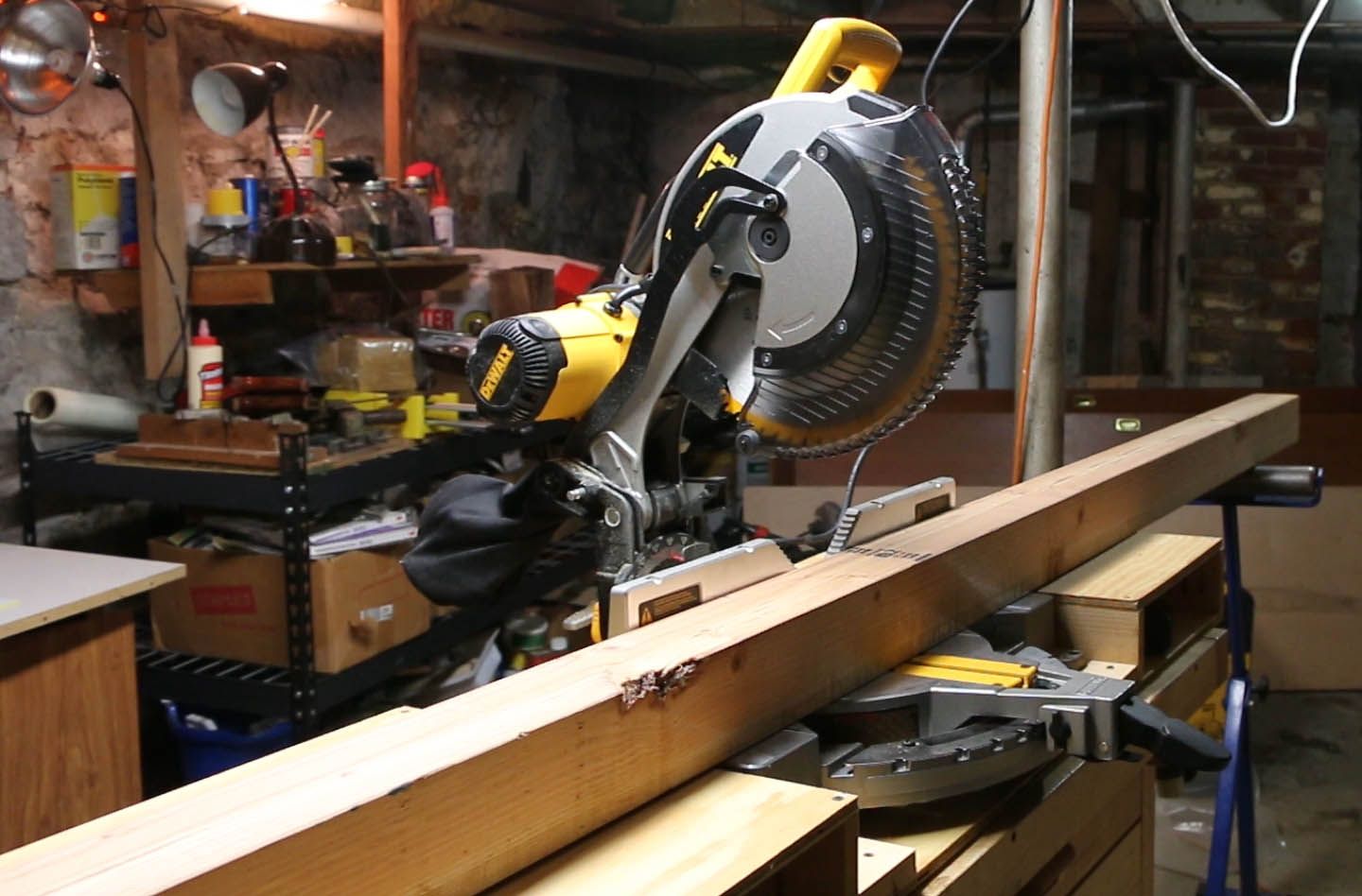 Simple & Sturdy Workbench : 7 Steps (with Pictures) - Instructables