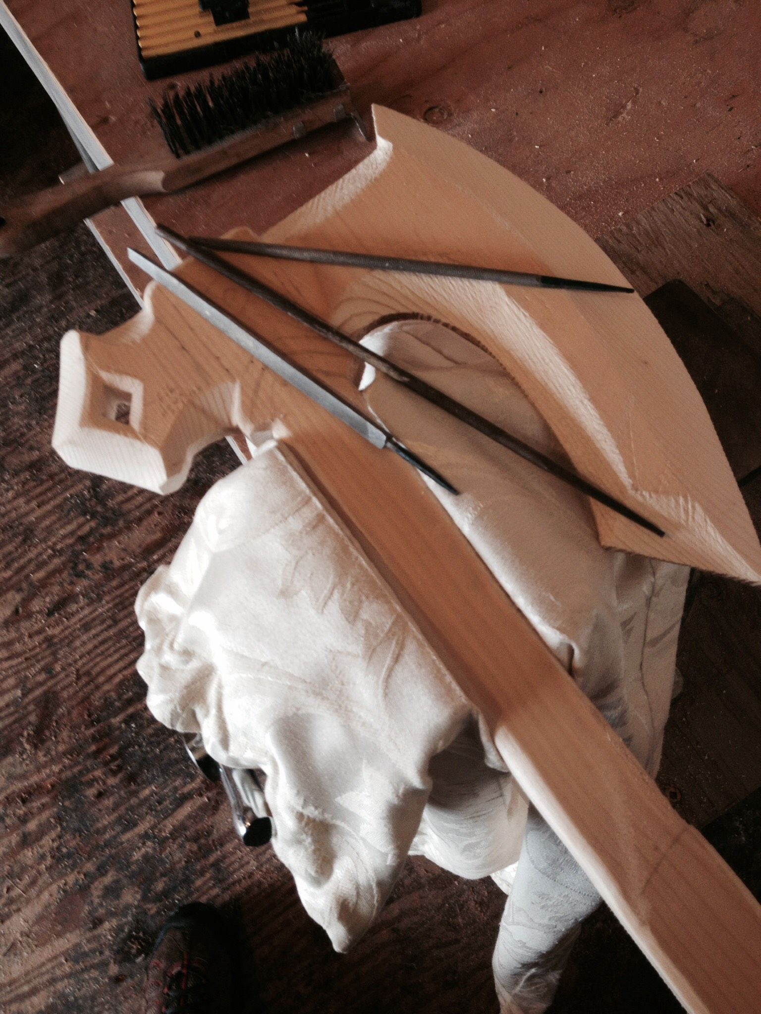 Skyrim Wood Carved Weapons : 5 Steps (with Pictures) - Instructables