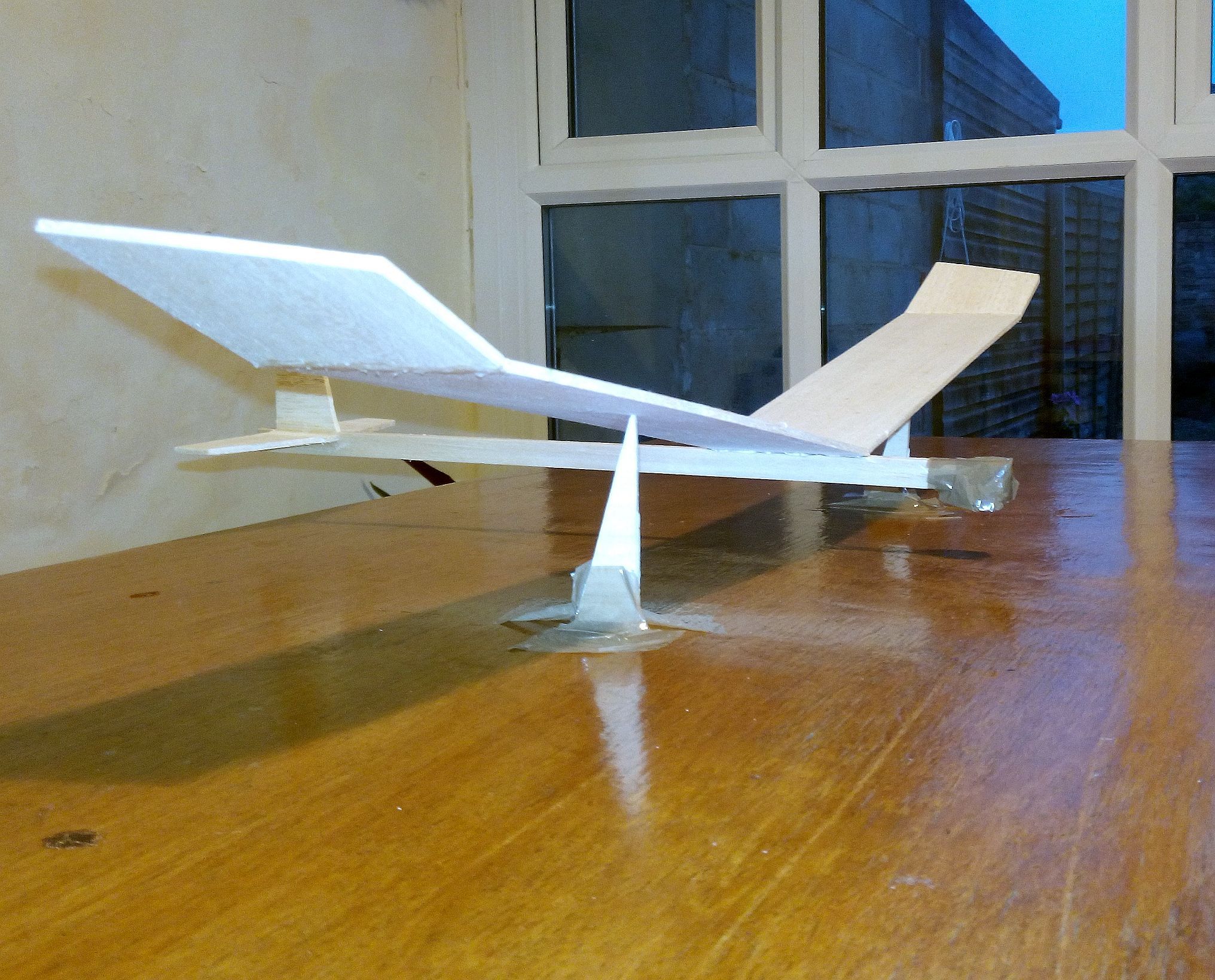 Easy Balsa Glider : 9 Steps (with Pictures) - Instructables