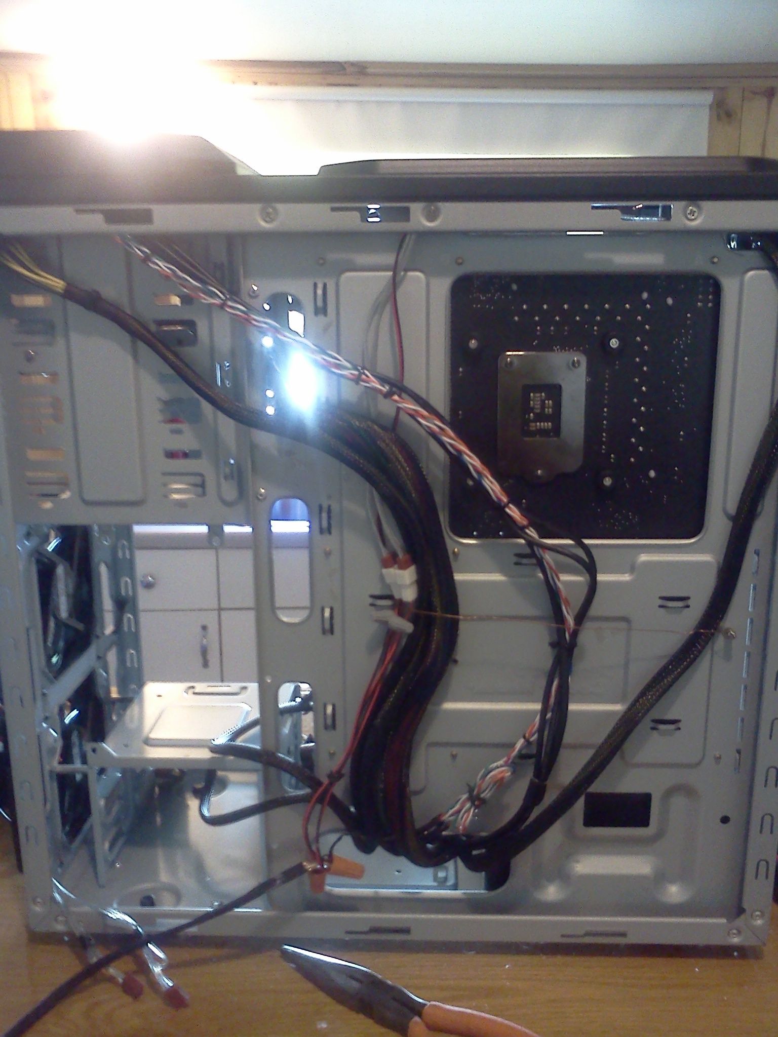 Guide to Computer Cable Management : 11 Steps (with Pictures ...