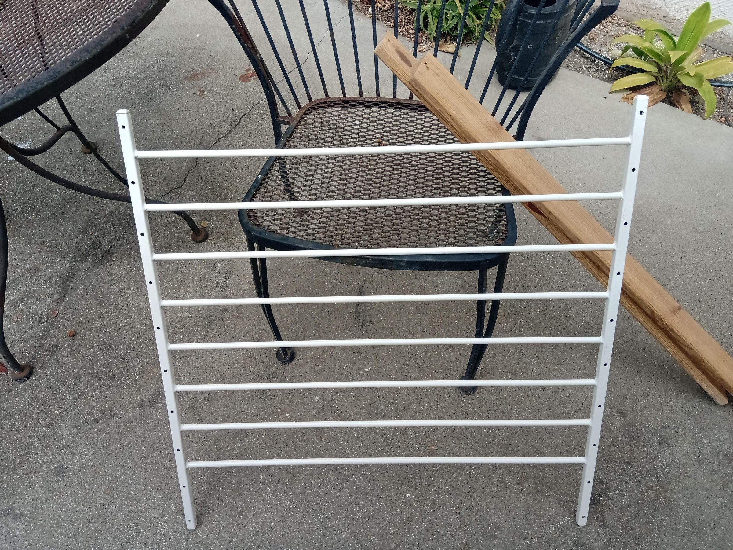 Recycled Vertical Planter : 8 Steps (with Pictures) - Instructables