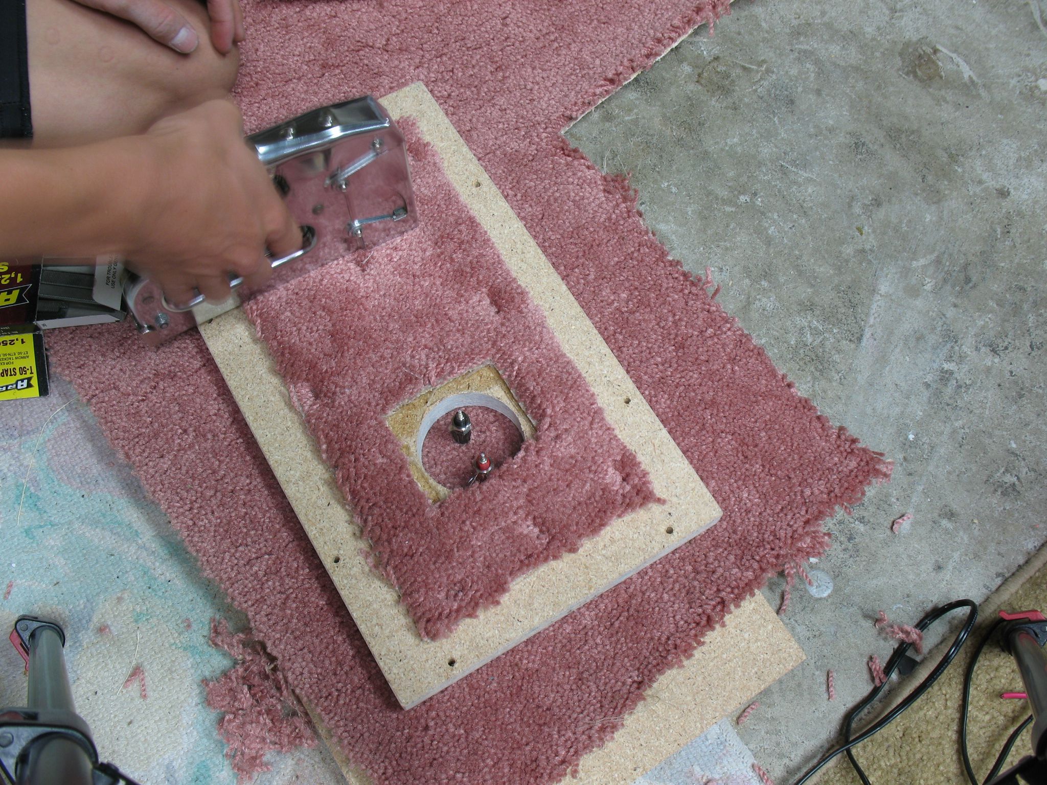 Build a Pair of Stereo Speakers : 13 Steps (with Pictures) - Instructables