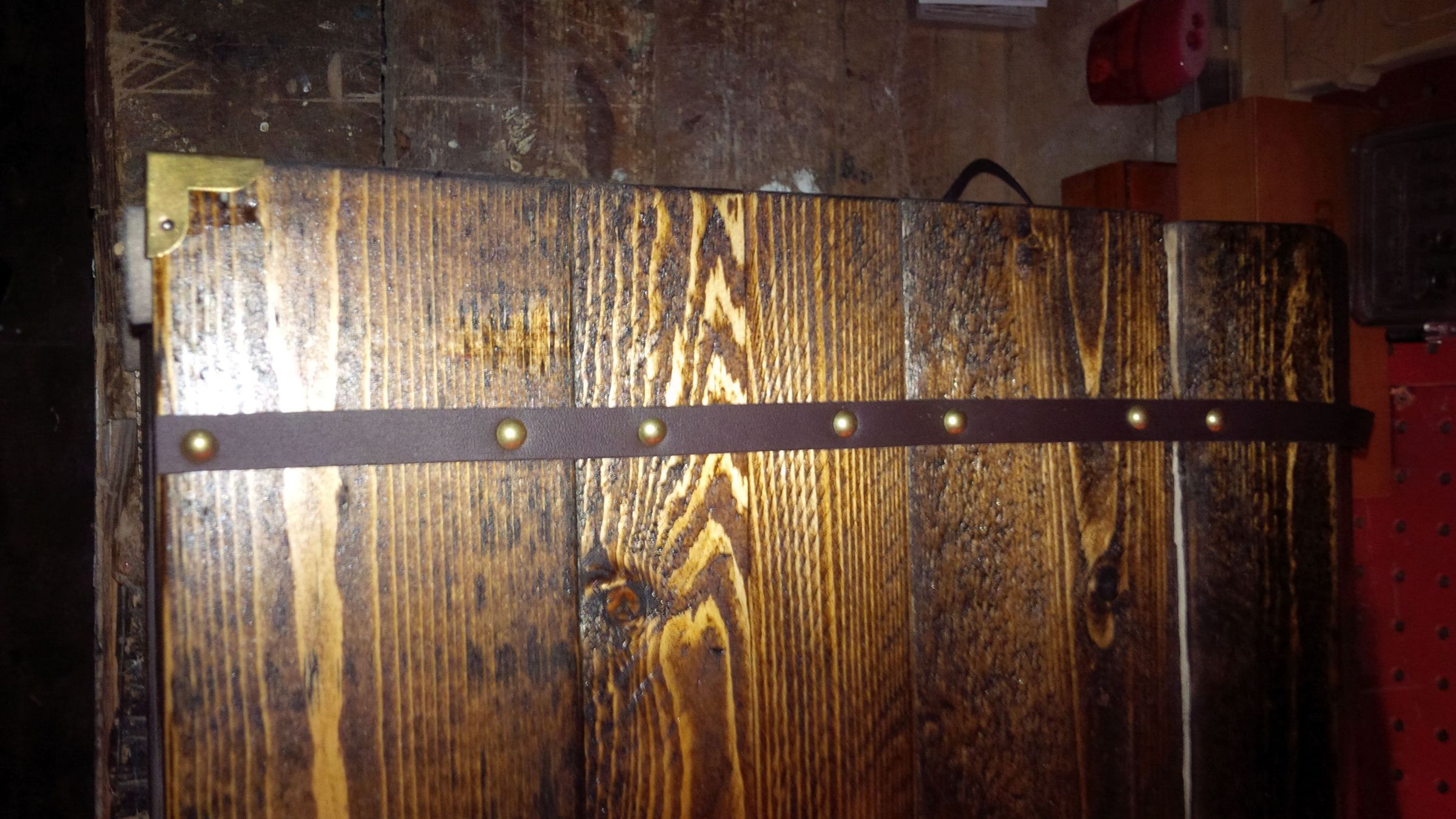 Pallet Treasure Chest : 5 Steps (with Pictures) - Instructables