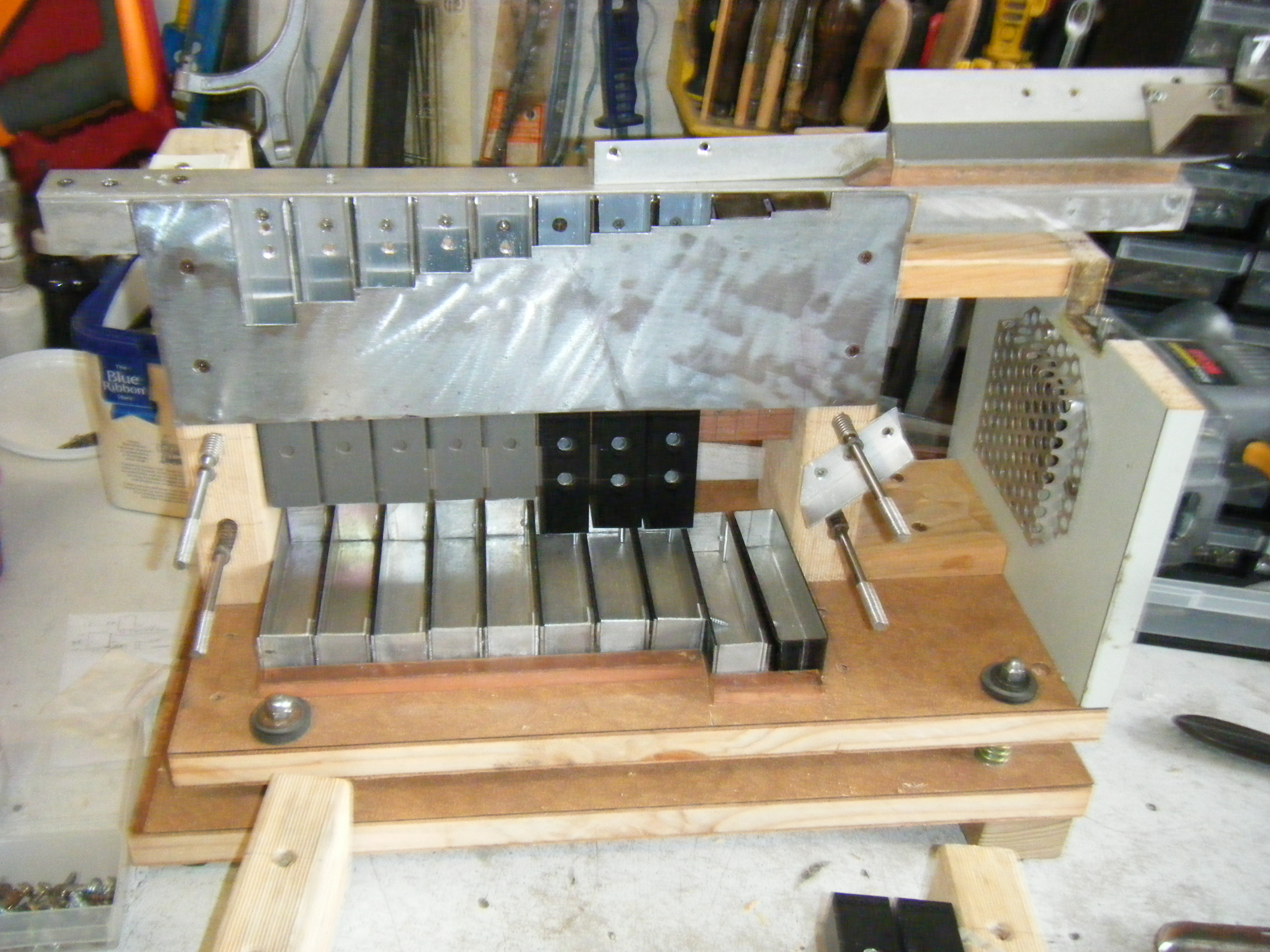 Automatic Screw Sorter : 13 Steps (with Pictures) - Instructables