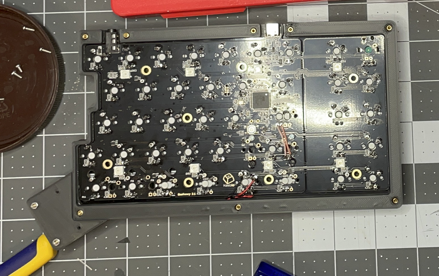 Adding Keys to a Mechanical Keyboard : 11 Steps (with Pictures ...