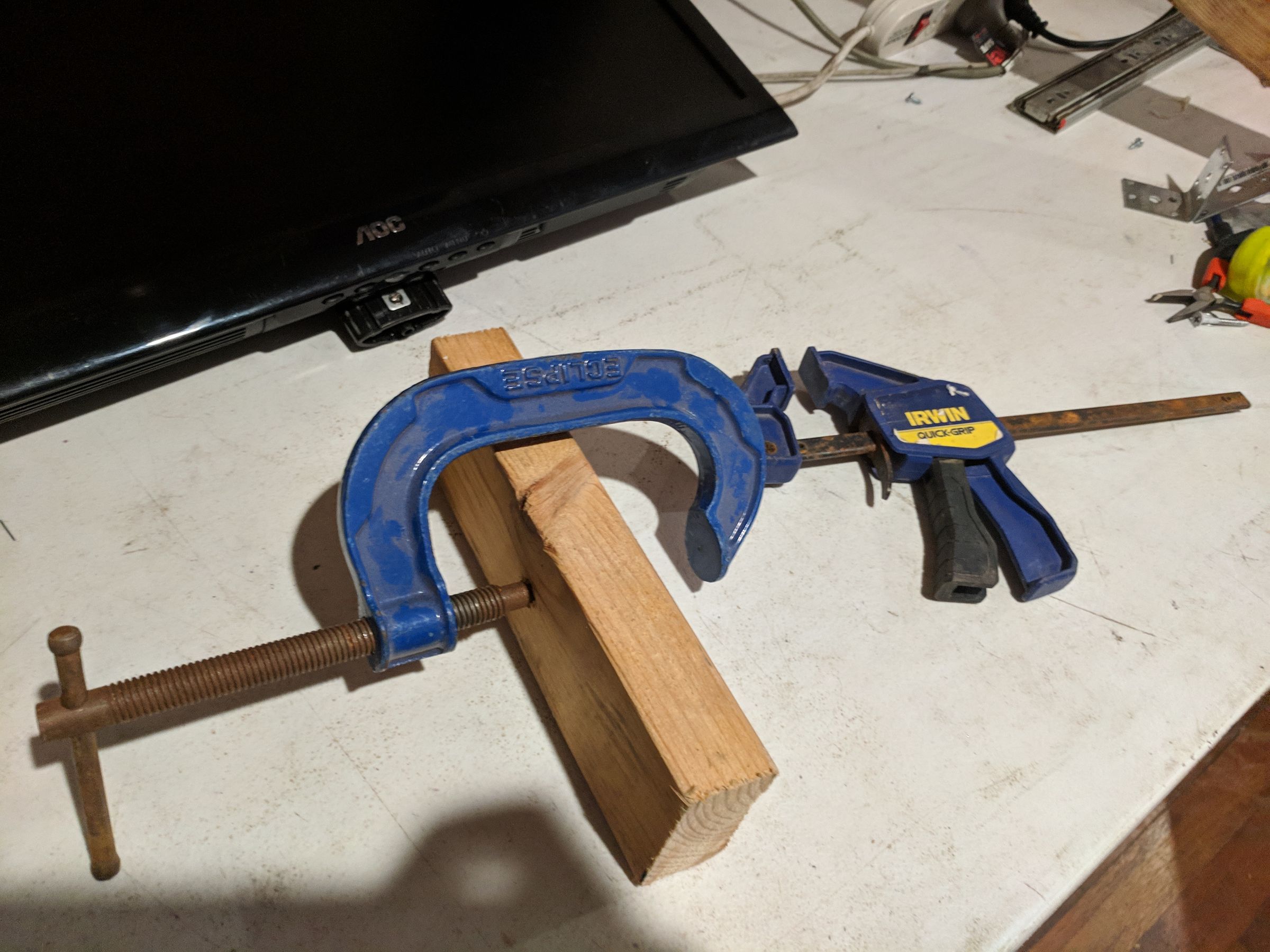 Build an Adjustable Triple Monitor Stand : 6 Steps - Instructables