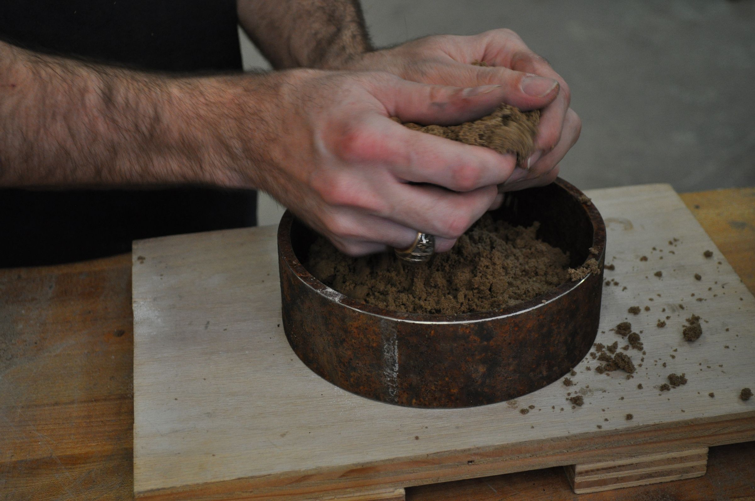 How to Sand Cast 3D Printed Objects : 12 Steps (with Pictures ...