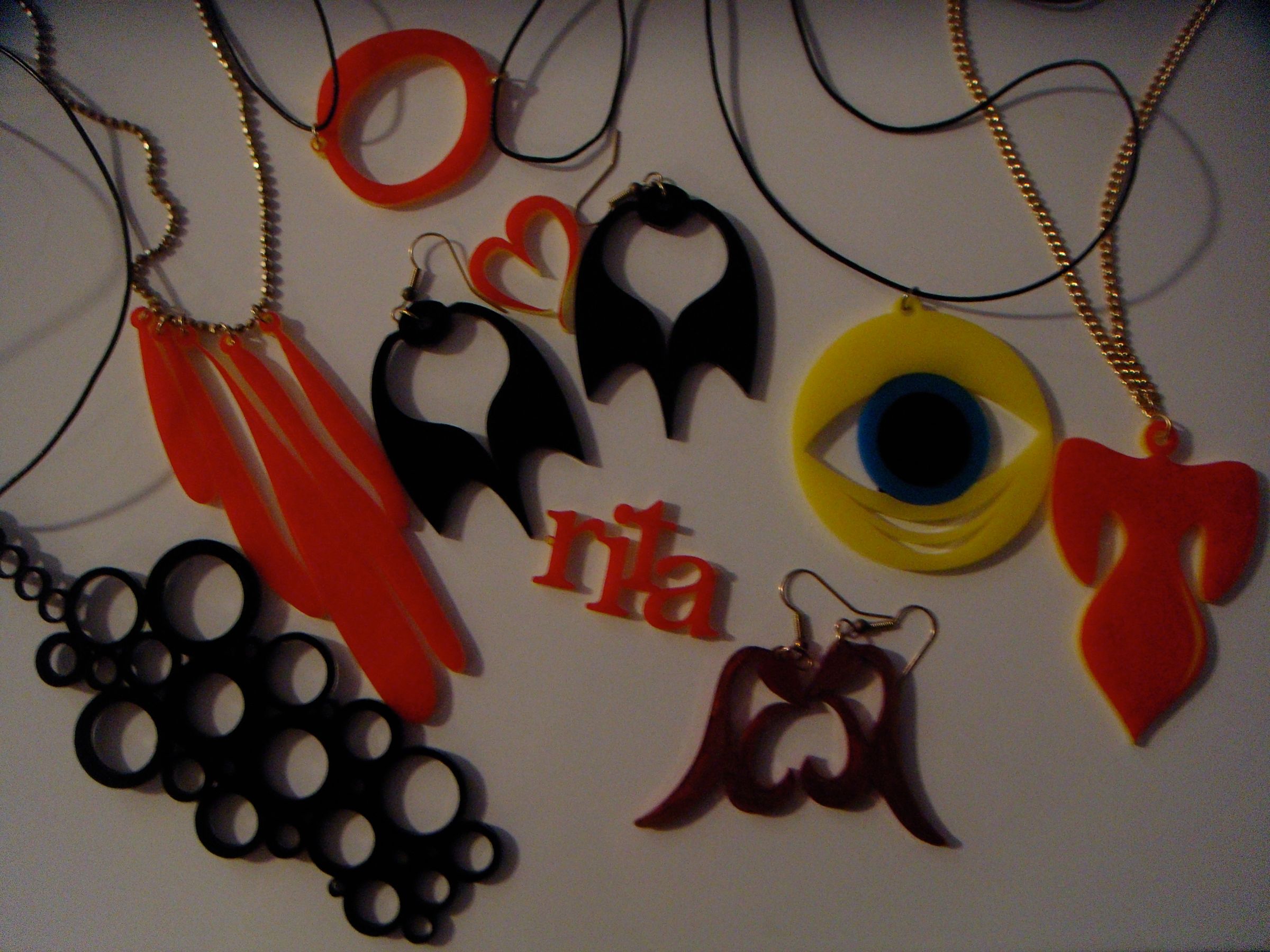 Acrylic Jewelry : 5 Steps (with Pictures) - Instructables