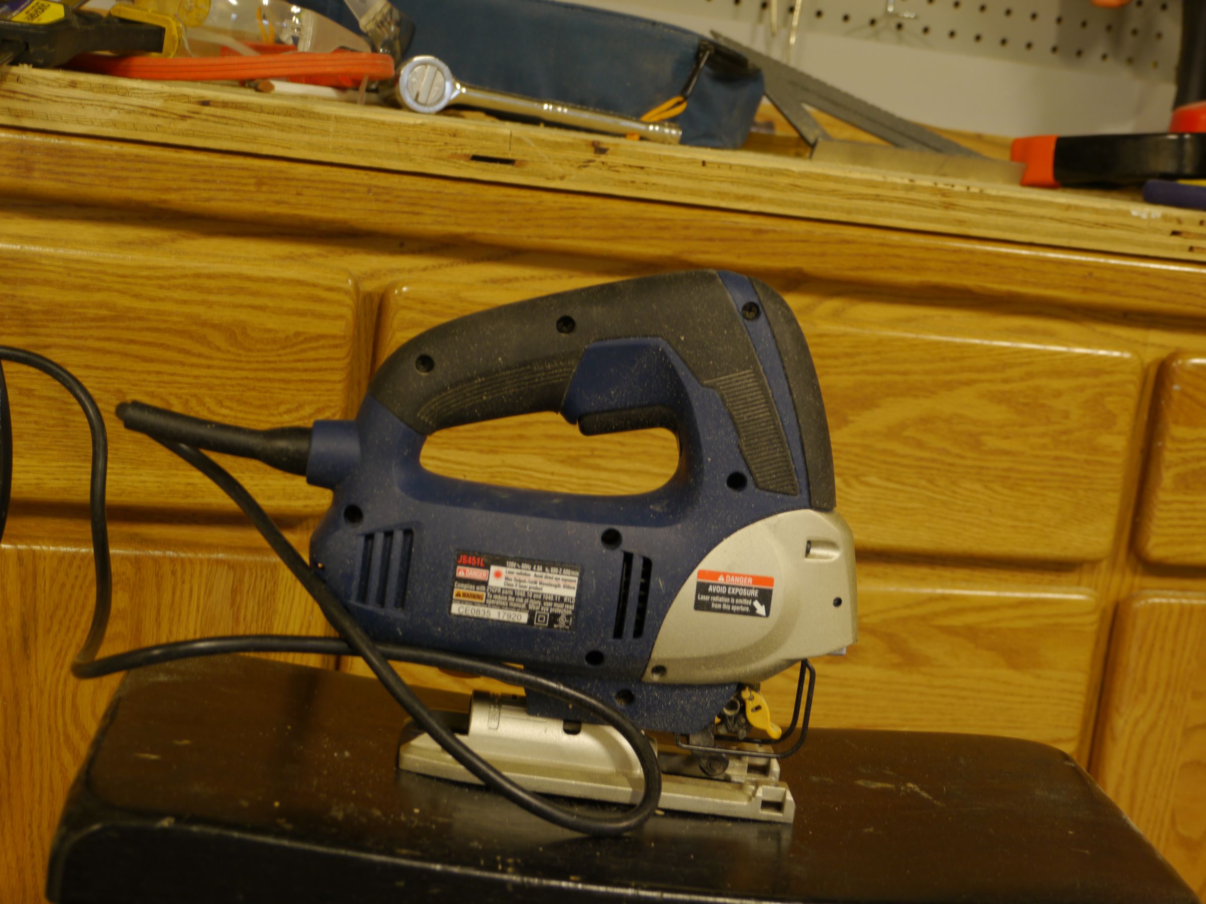 Easy Router Table : 7 Steps - Instructables