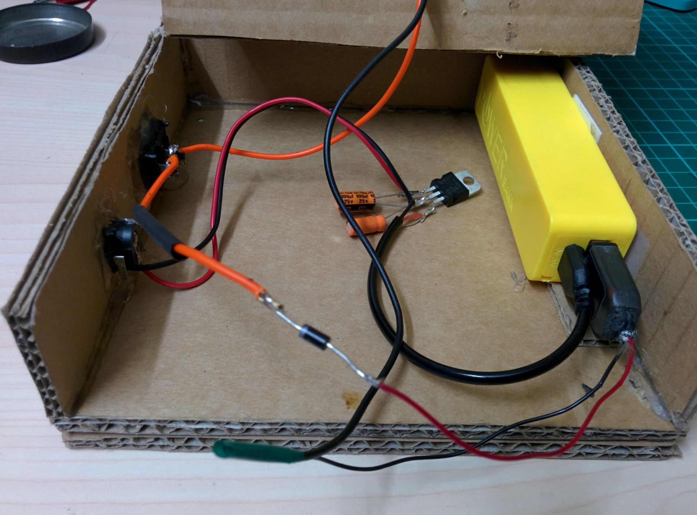 CARDBOARD SOLAR LAMP : 8 Steps (with Pictures) - Instructables
