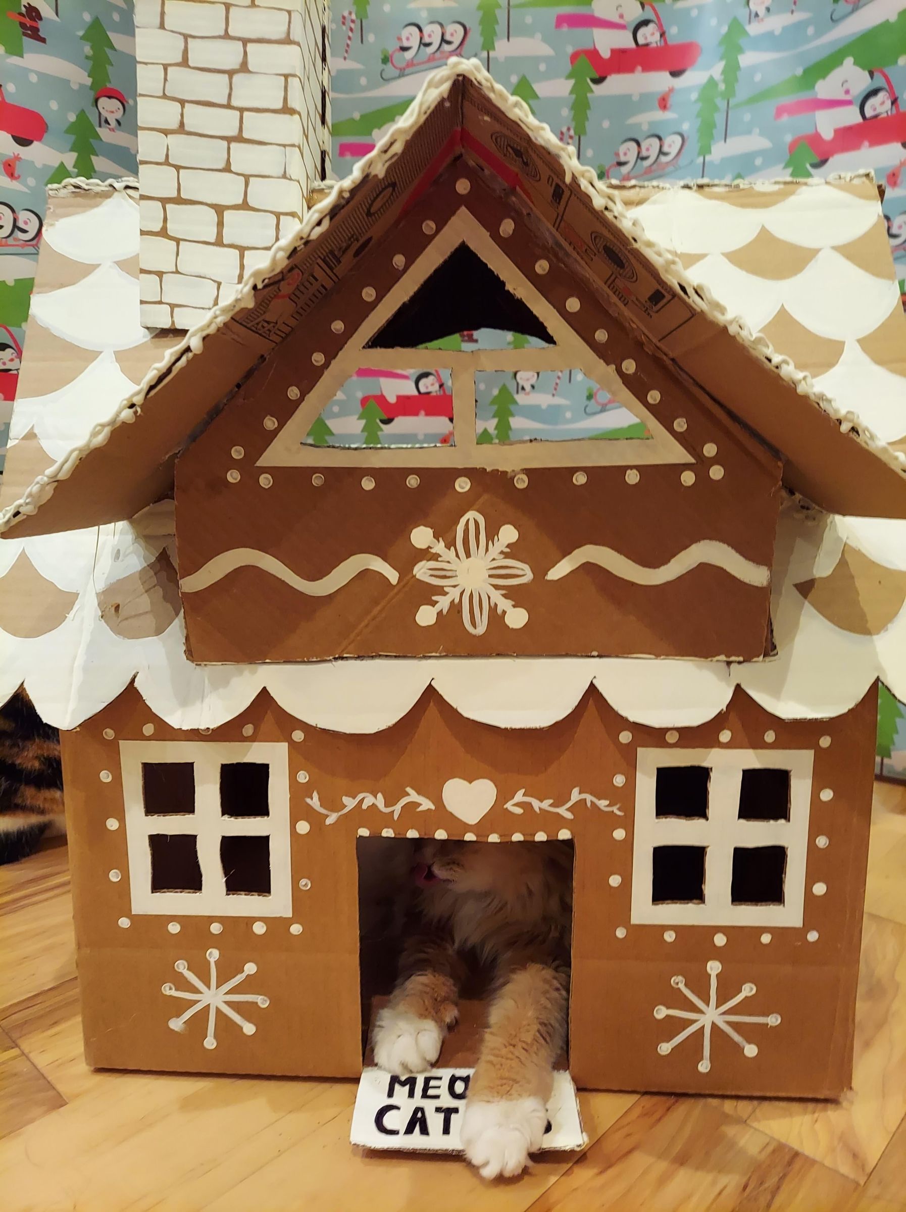 Cardboard Gingerbread Cat House : 12 Steps (with Pictures) - Instructables