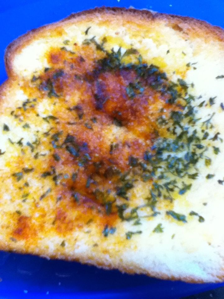 How to Make Some Garlic Toast : 7 Steps - Instructables