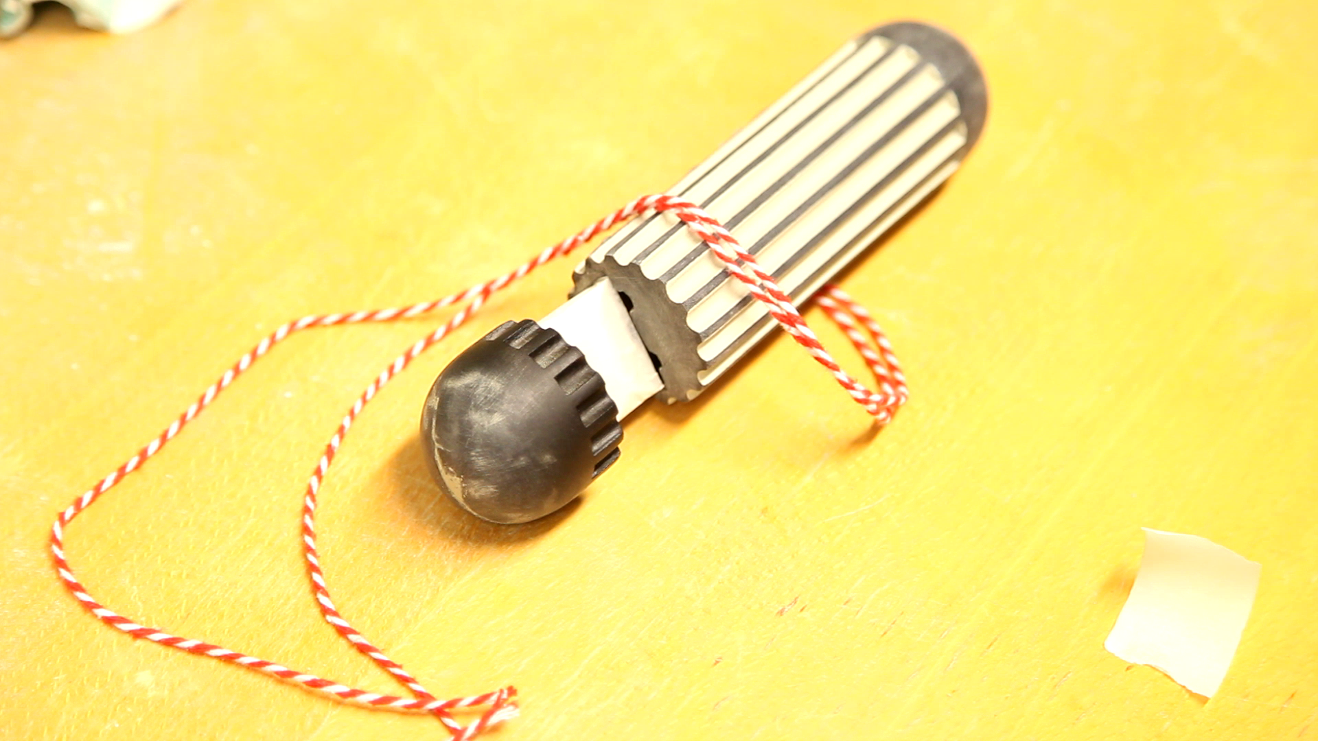 "Worlds Simplest" Neuralizer-build (Men in Black Memory Eraser) : 10 ...