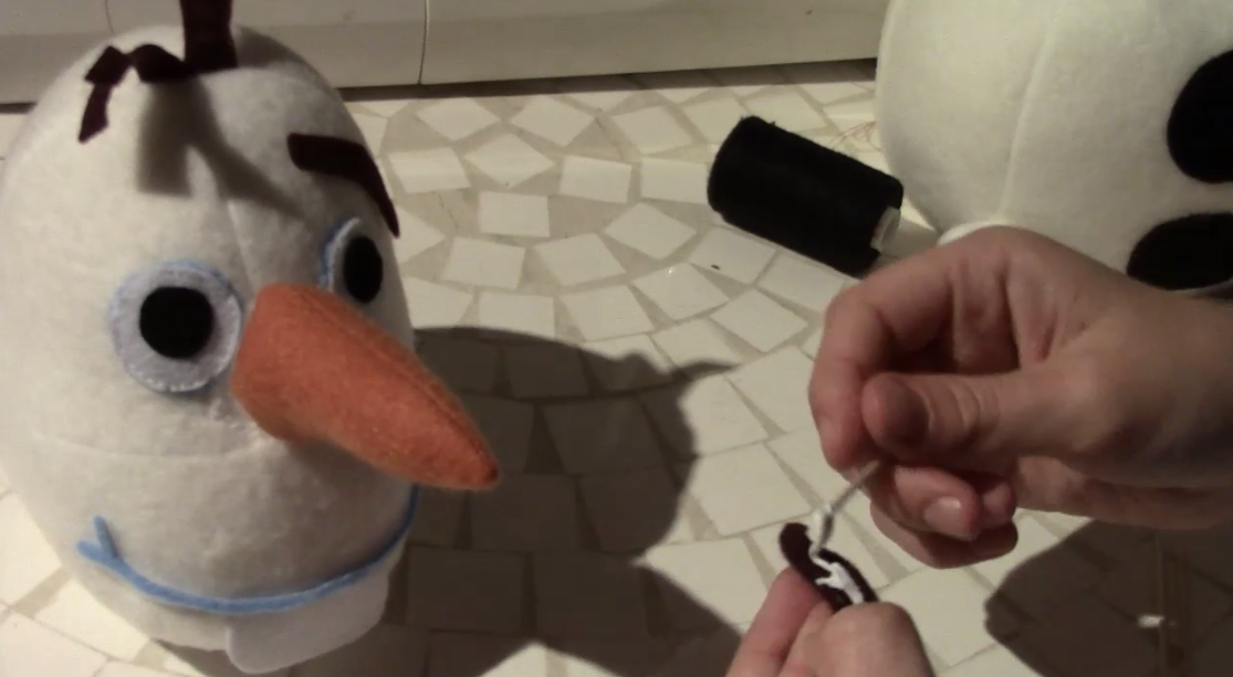 Olaf Build-a-Snowman Plush : 9 Steps (with Pictures) - Instructables