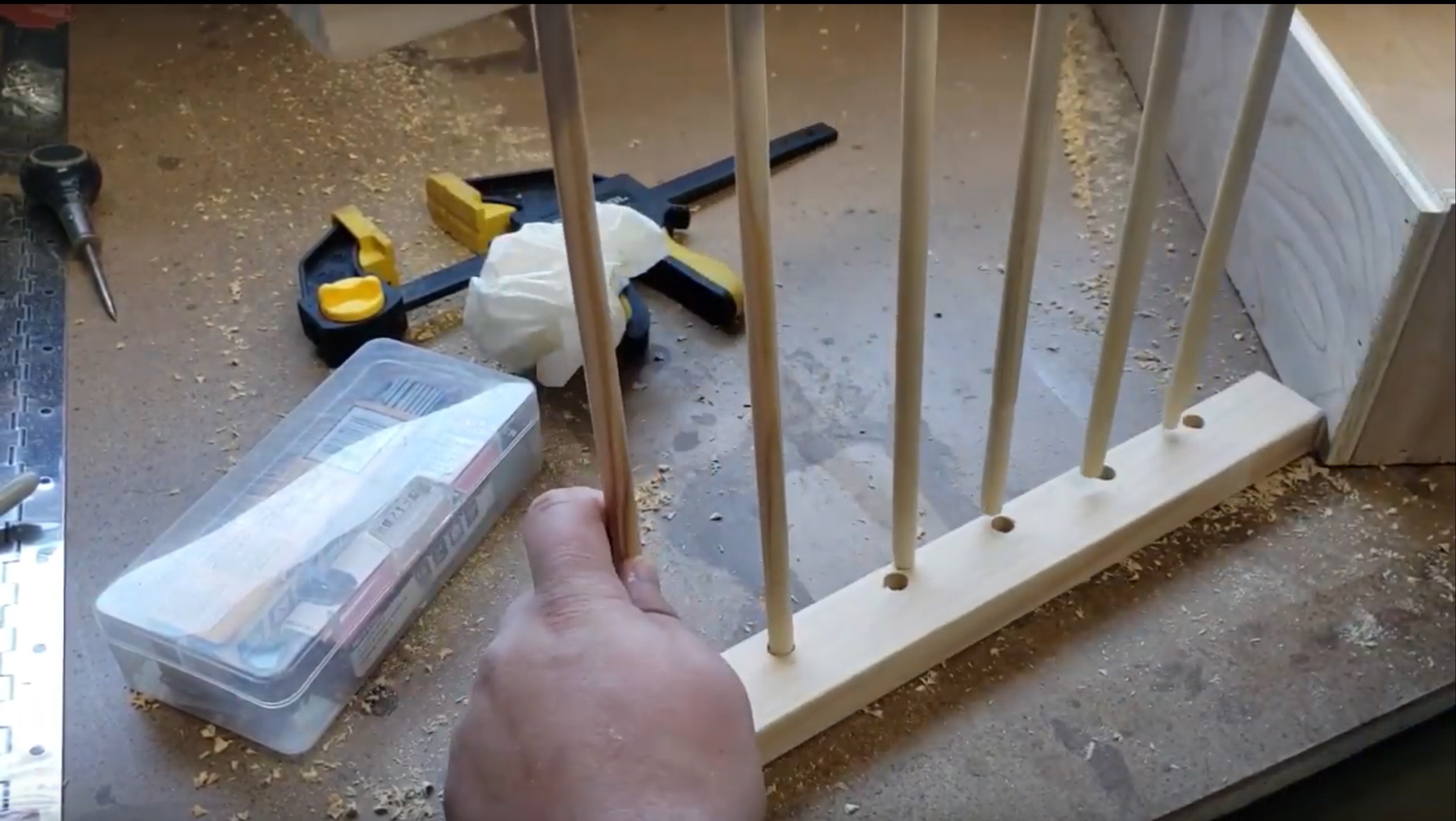 Rabbit Hay Feeder and Litter Box : 5 Steps - Instructables