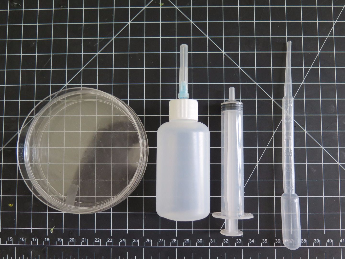Glowstick Dissection and Painting : 7 Steps (with Pictures) - Instructables