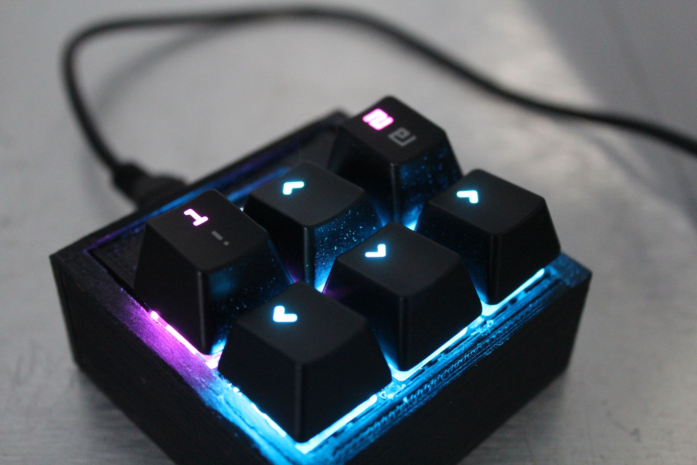 Custom Macro Mechanical Keypad : 12 Steps (with Pictures) - Instructables