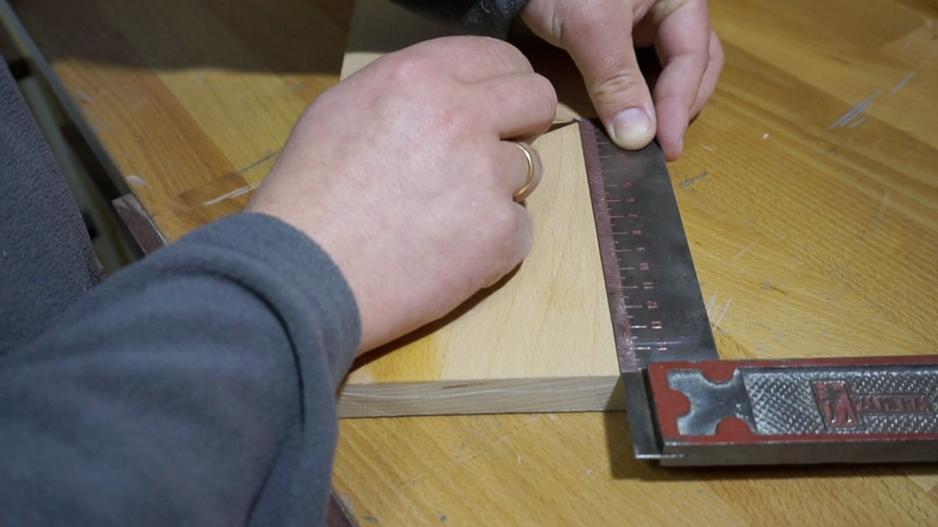 Multi-Angle Magnetic Hand Saw Guide : 9 Steps (with Pictures ...