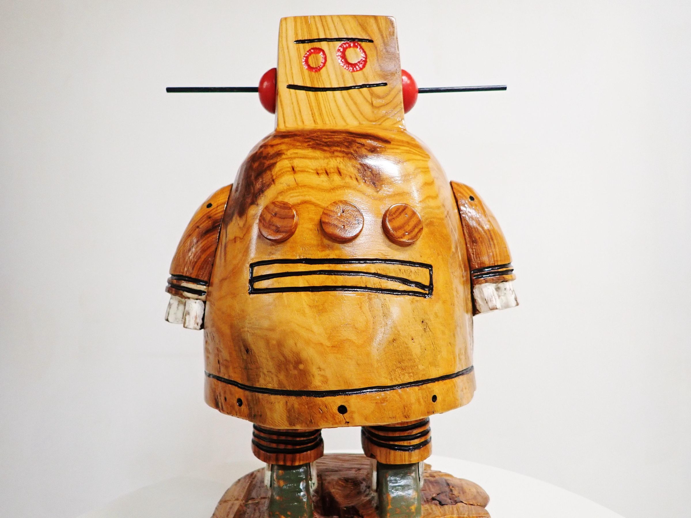 Carved Wood Instructables Robot : 16 Steps (with Pictures) - Instructables