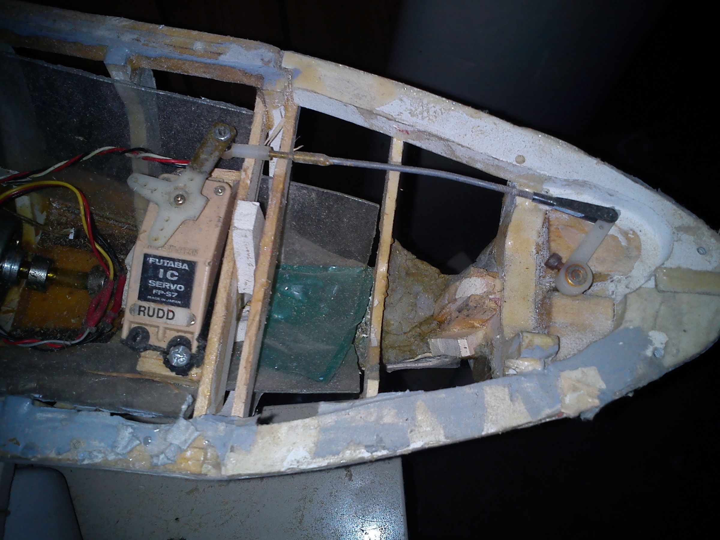 How to Build and Arm a Scale Model Battleship From Scratch : 27 Steps ...