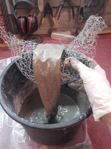 Several Methods to Use Cement to Make Concrete Chickens : 13 Steps ...