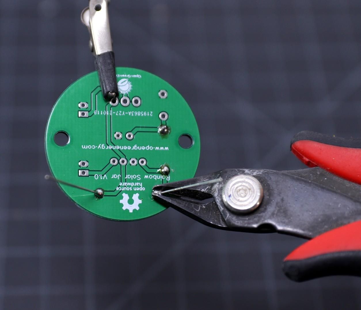 DIY Mason Jar Solar Lantern : 20 Steps (with Pictures) - Instructables