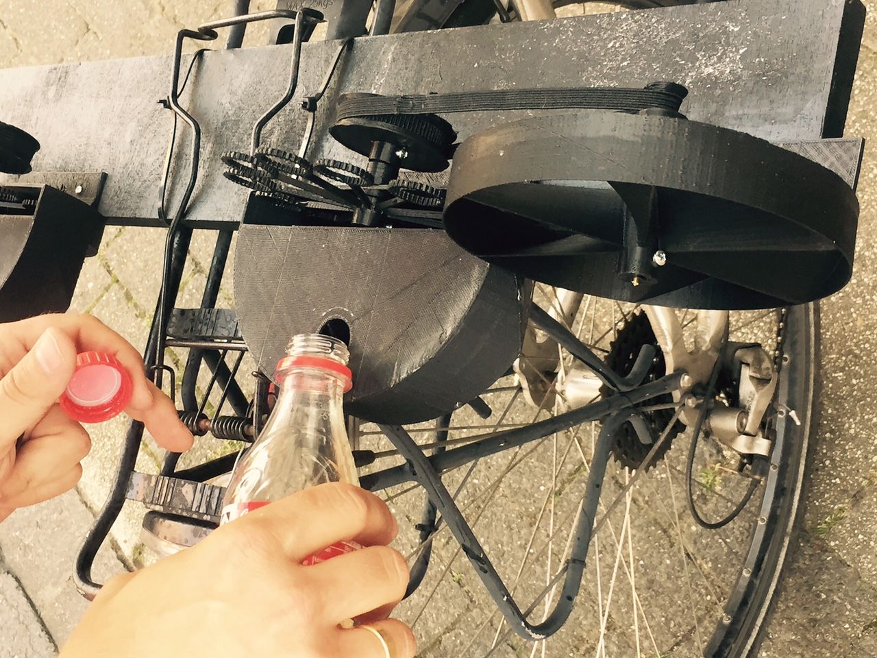 The Bicycle Bubble Machine : 8 Steps (with Pictures) - Instructables