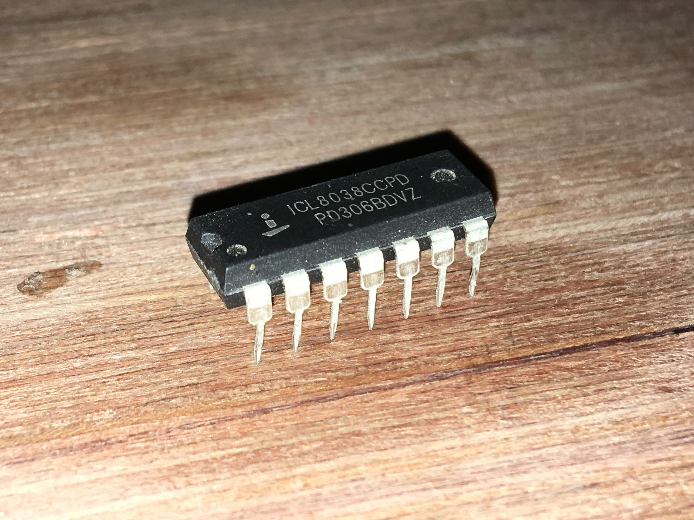 DIY Function Generator (ICL8038) 0 Hz - 400Khz : 11 Steps - Instructables