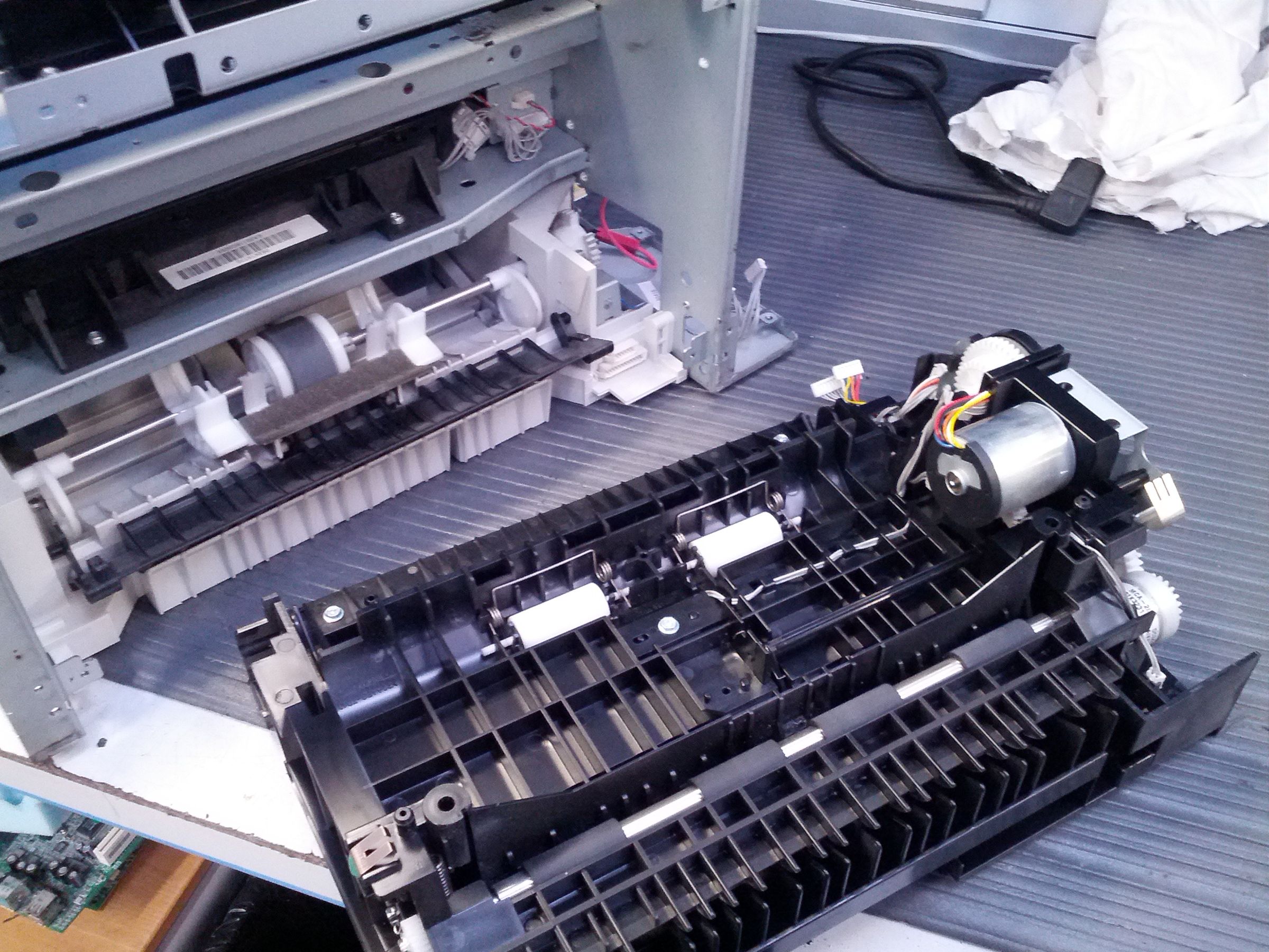 Harvesting Parts From a Laser Printer : 10 Steps (with Pictures ...