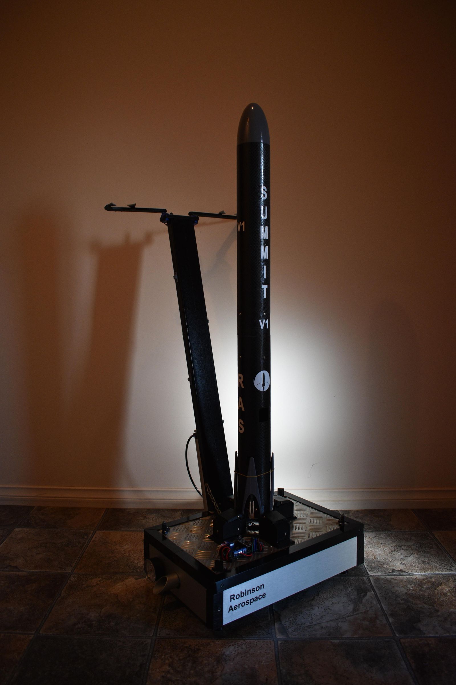 Overkill Model Rocket Launch Pad! : 11 Steps (with Pictures ...