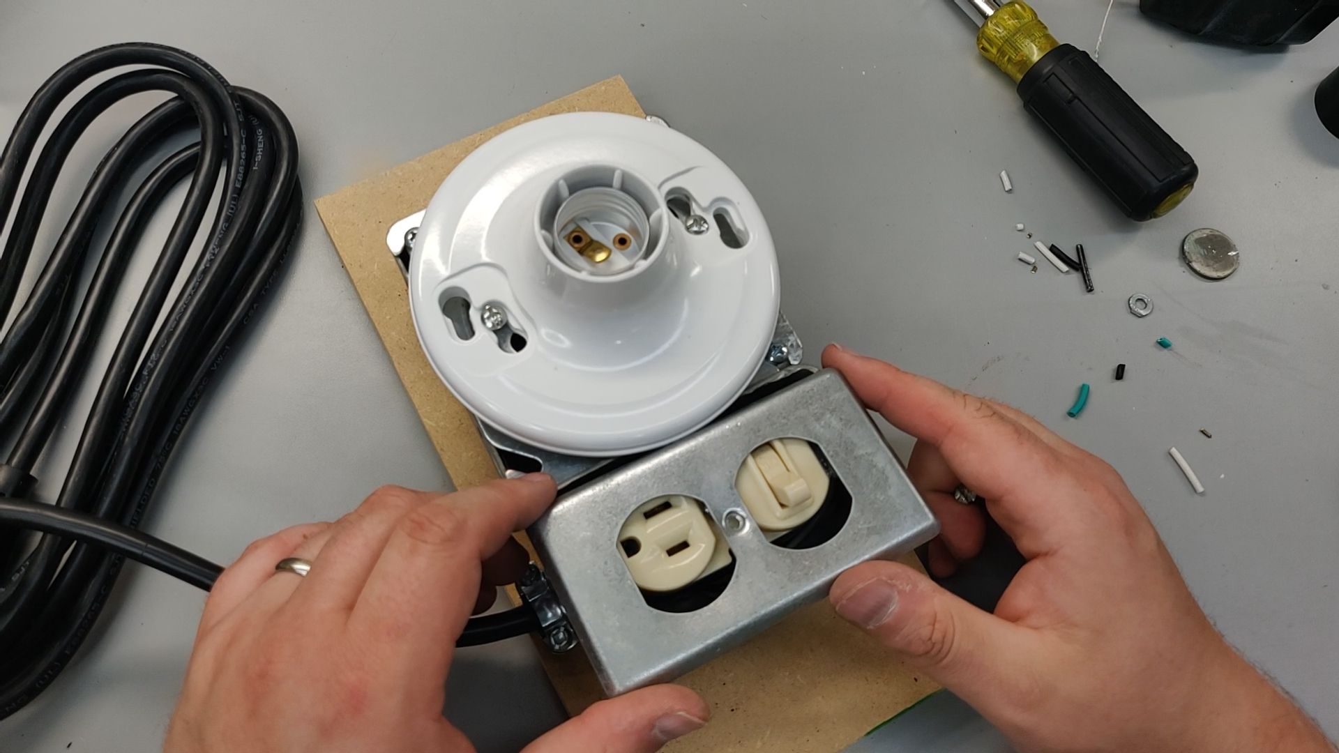 Light Bulb Current Limiter : 9 Steps (with Pictures) - Instructables