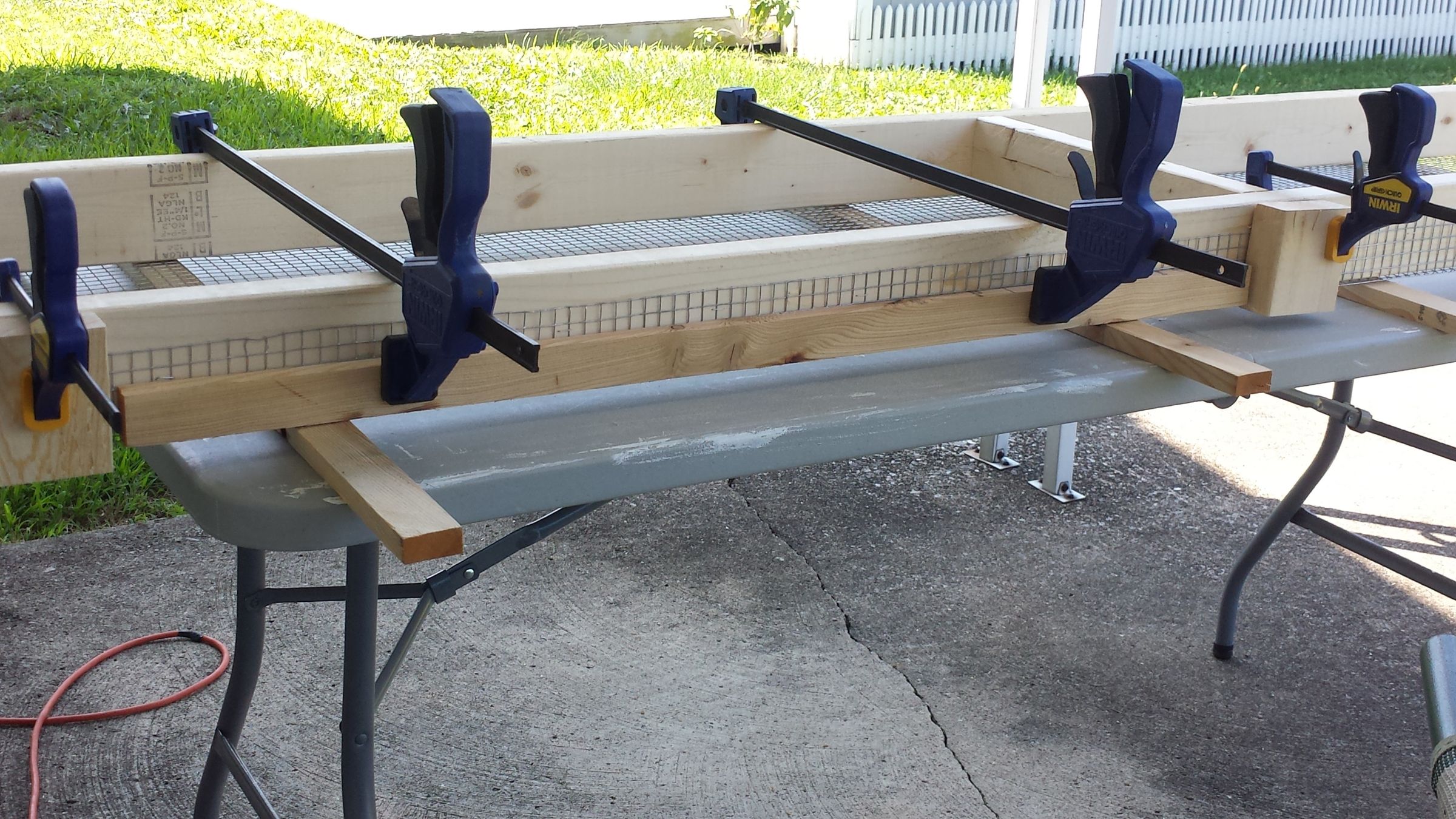 Greenhouse Growing Bench : 12 Steps (with Pictures) - Instructables