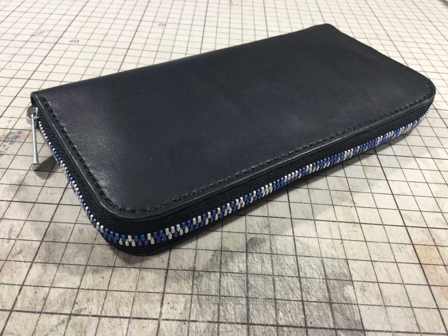 Round Zipper Wallet With Pattern : 8 Steps (with Pictures) - Instructables