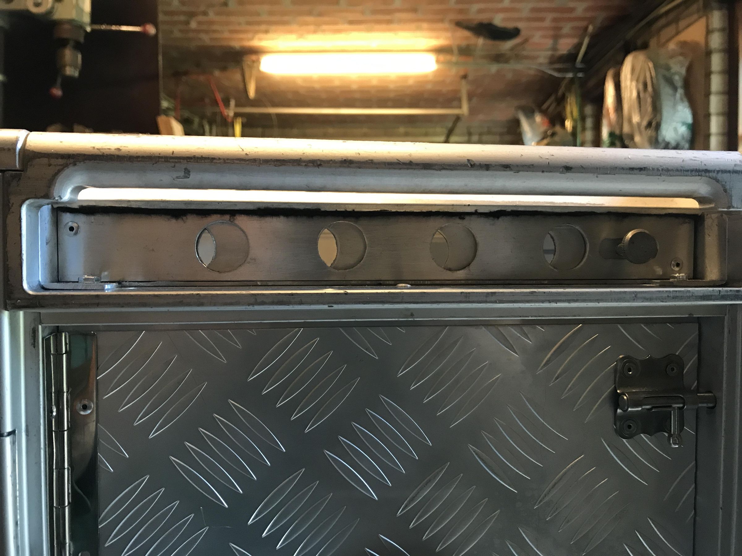 Aviation Trolley Barbecue Smoker With a Twist : 4 Steps (with Pictures ...