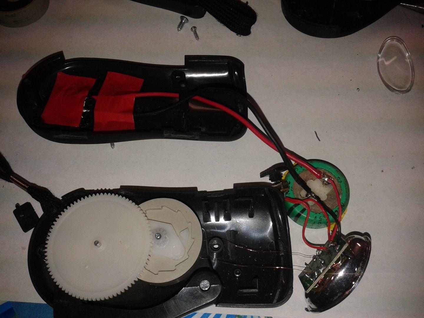 Broken Torch to Emergency Phone Charger : 6 Steps (with Pictures ...
