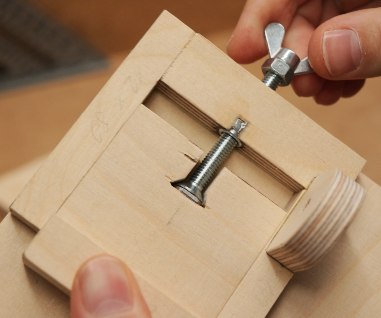 Make PERFECT CUTS With This DIY Dremel Cutting Station : 15 Steps (with ...