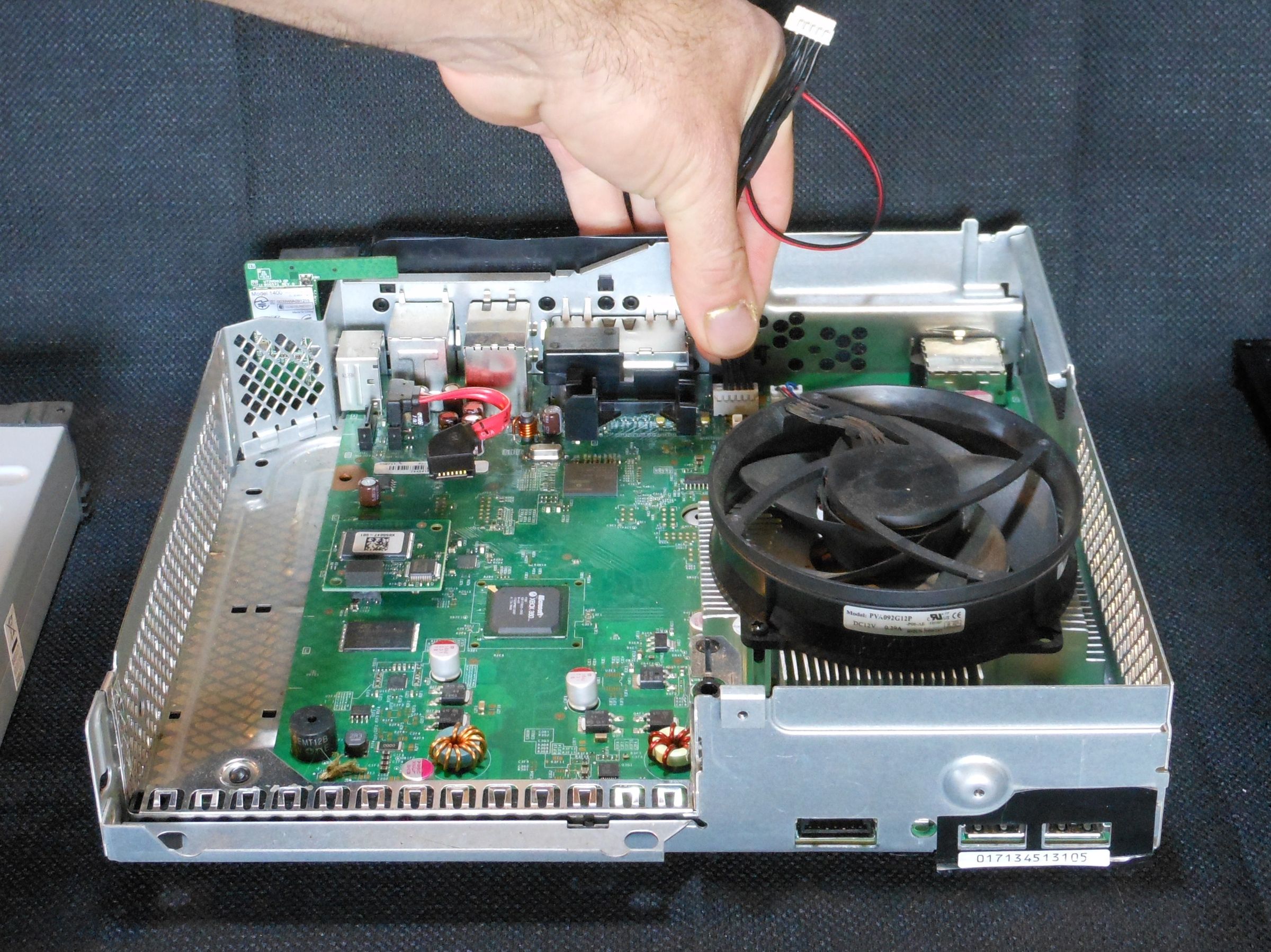 Iron Man DIY XBOX 360 Case Mod : 5 Steps - Instructables