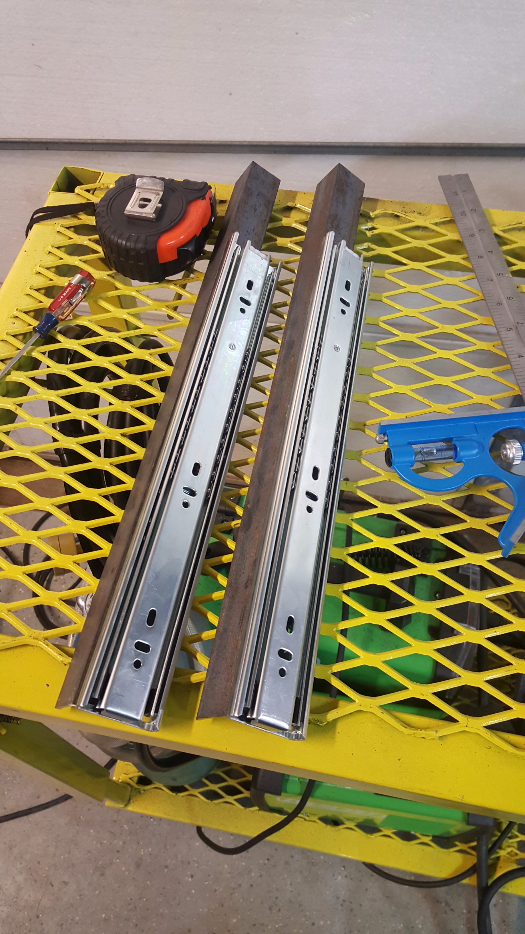 How to Make a Metal Drawer! : 10 Steps (with Pictures) - Instructables