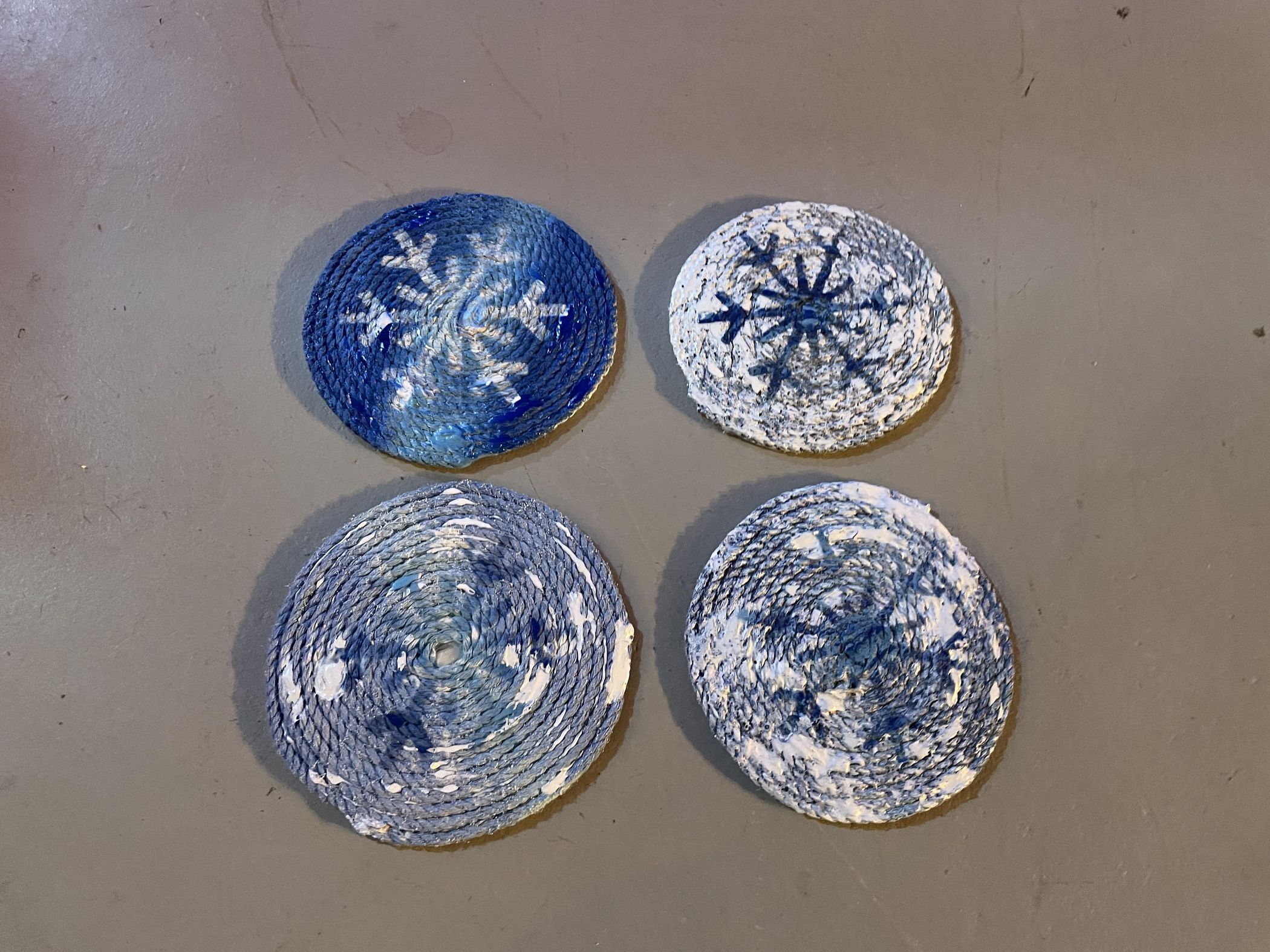 Cool Snowflake Coasters! : 4 Steps (with Pictures) - Instructables
