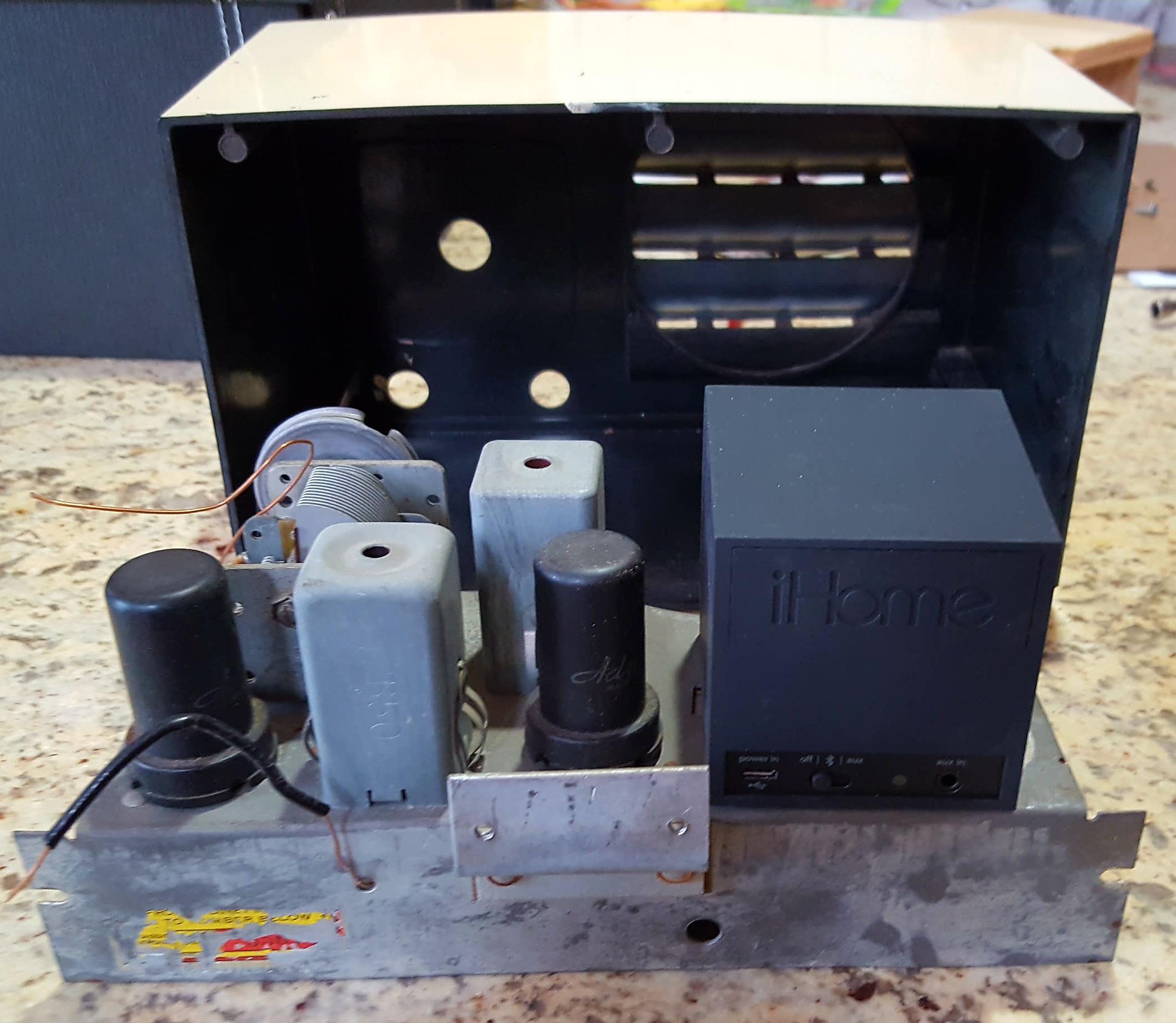 Easiest Vintage Radio Bluetooth Conversion : 5 Steps (with Pictures ...