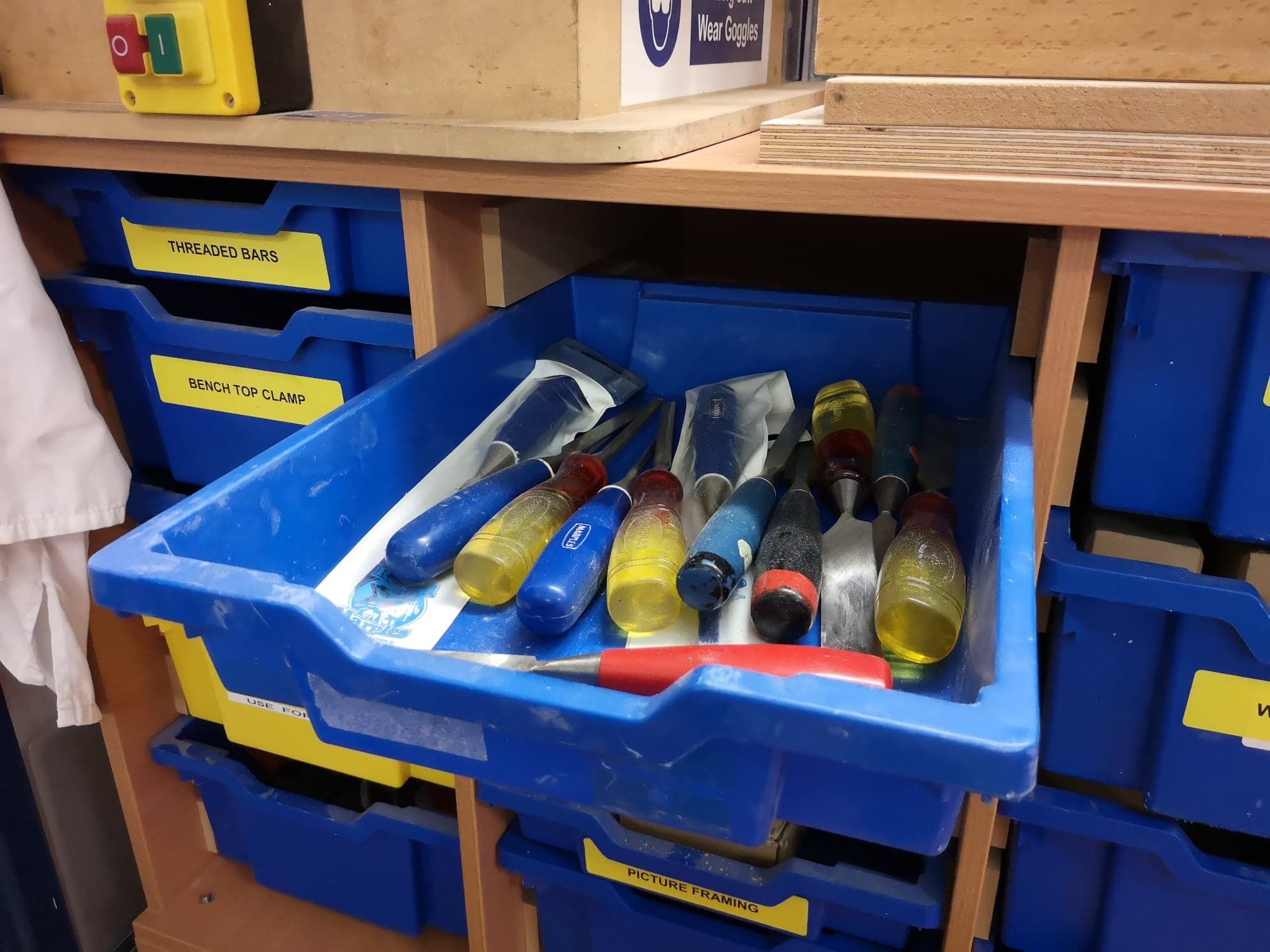 Chisel Storage Solution! : 9 Steps (with Pictures) - Instructables