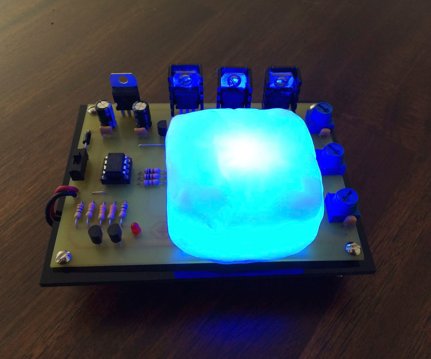 Tiny Color Mixer - a Constant-current, 3W RGB LED With Low-battery ...